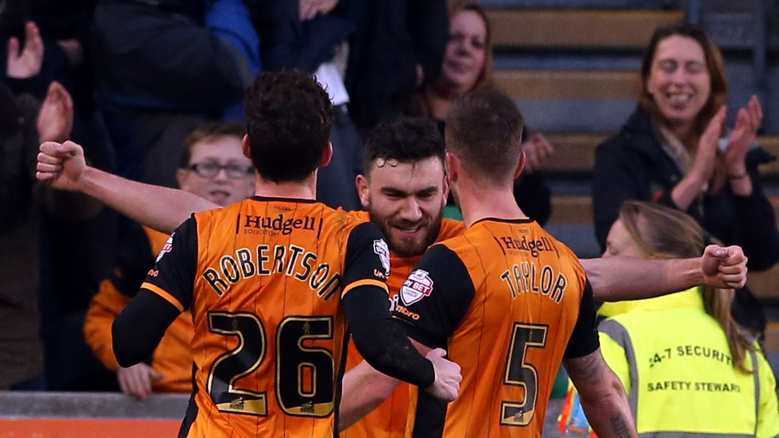 Hull 1-0 Brighton: Robert Snodgrass penalty wins FA Cup tie for Tigers ...