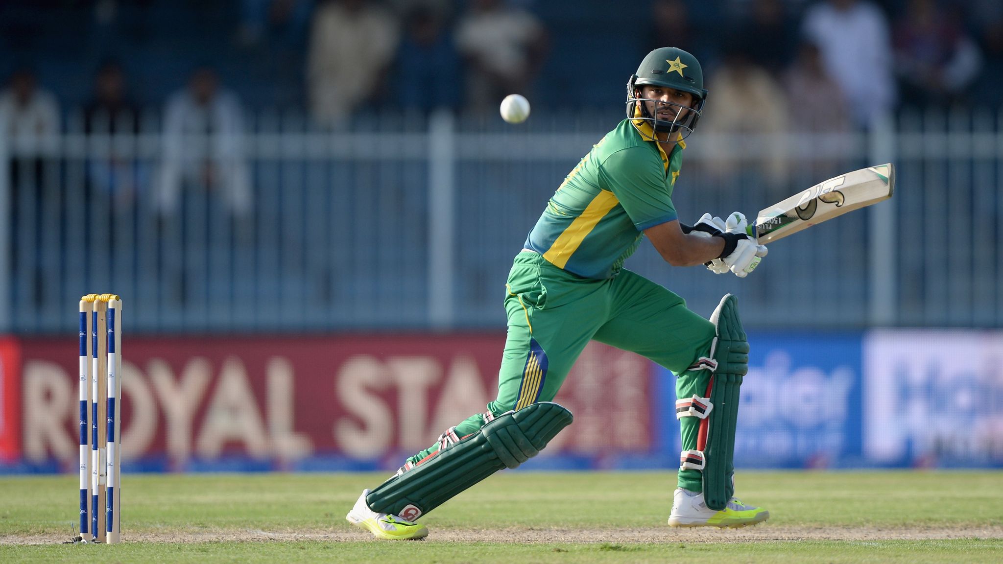 Pakistan's Azhar Ali says he has resolved his issues with Mohammad Amir ...