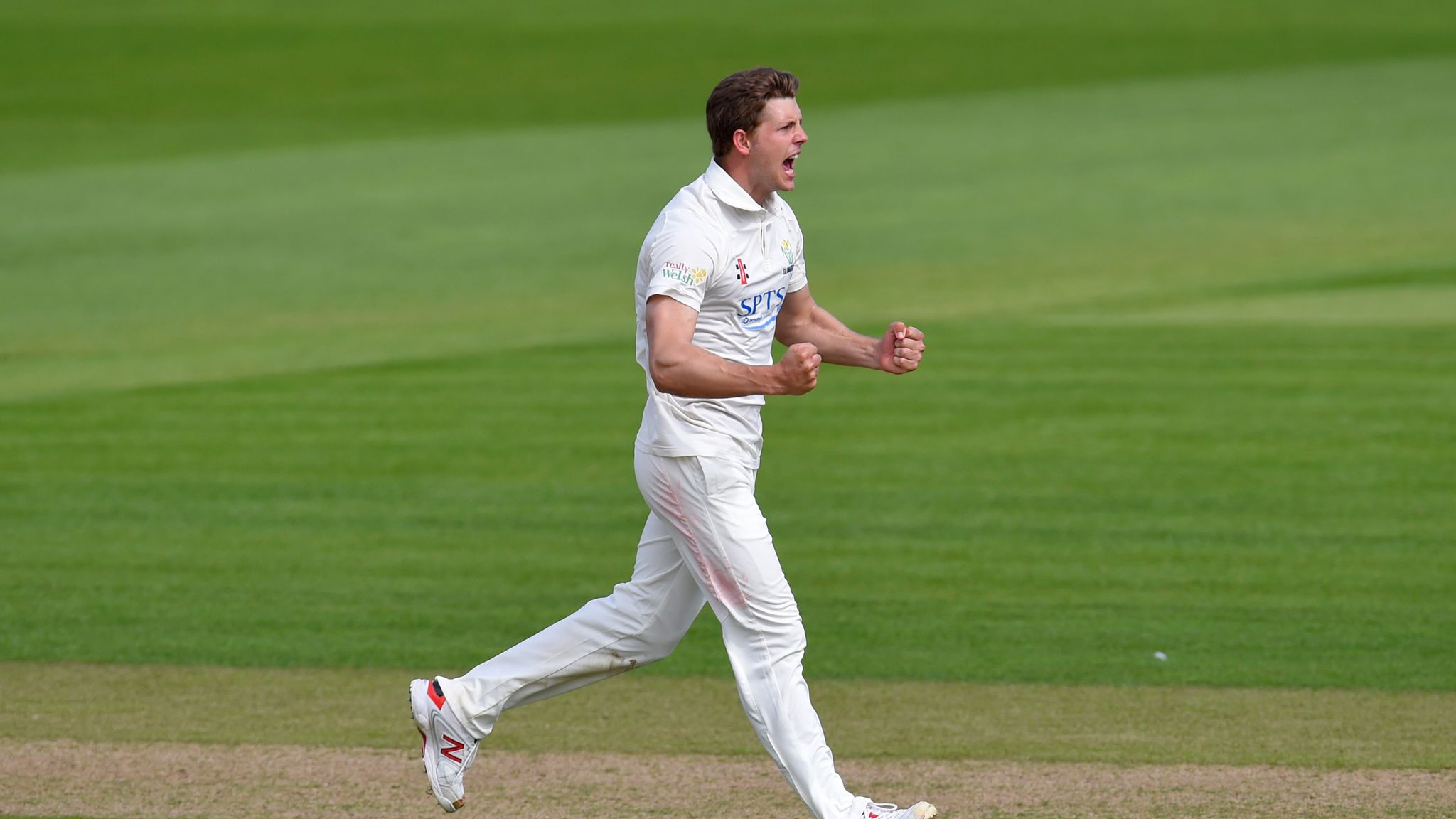 County Championship: Surrey score 637-7 declared against Hampshire ...