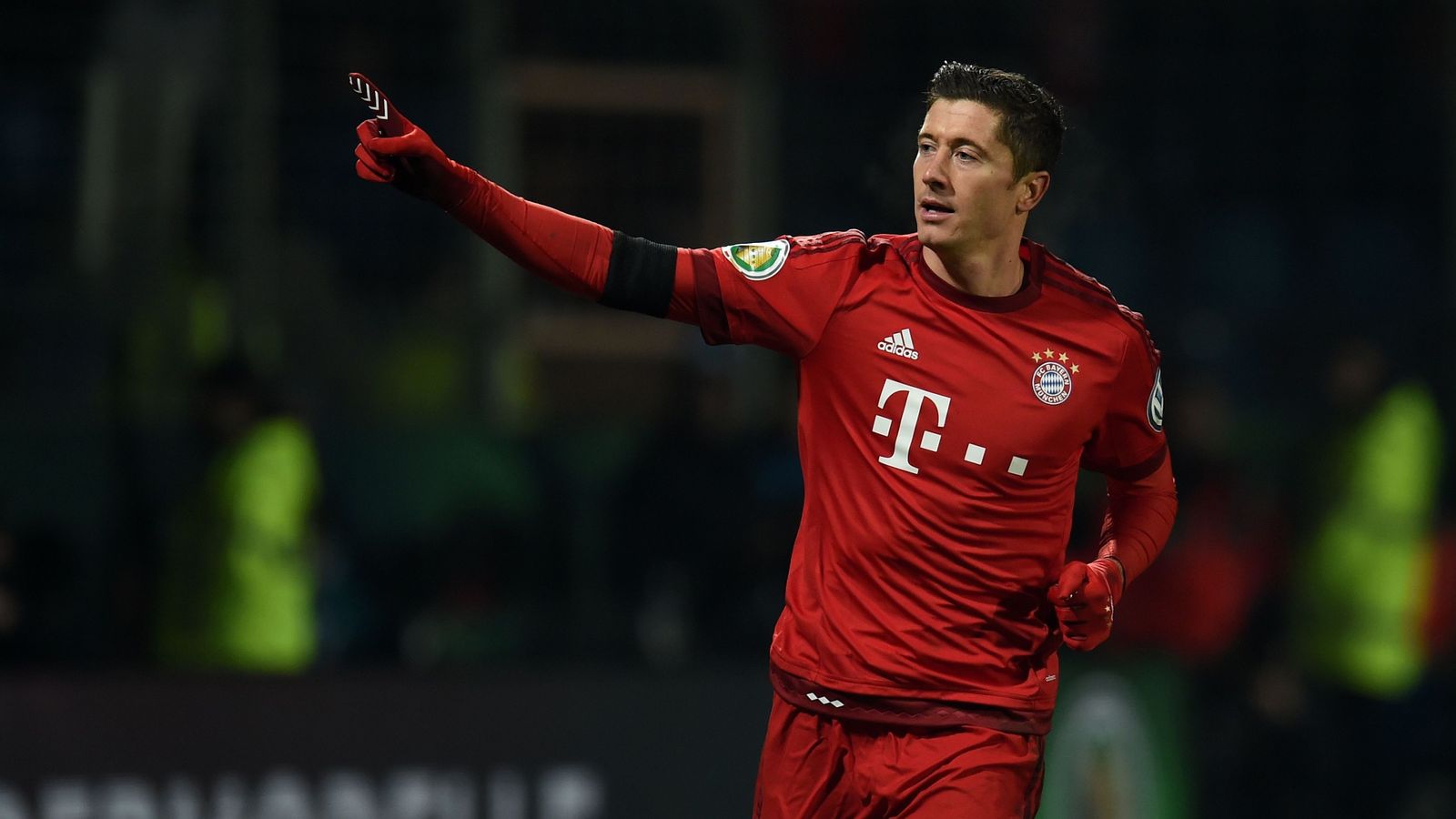 Robert Lewandowski fires Bayern Munich into German Cup semi-finals ...