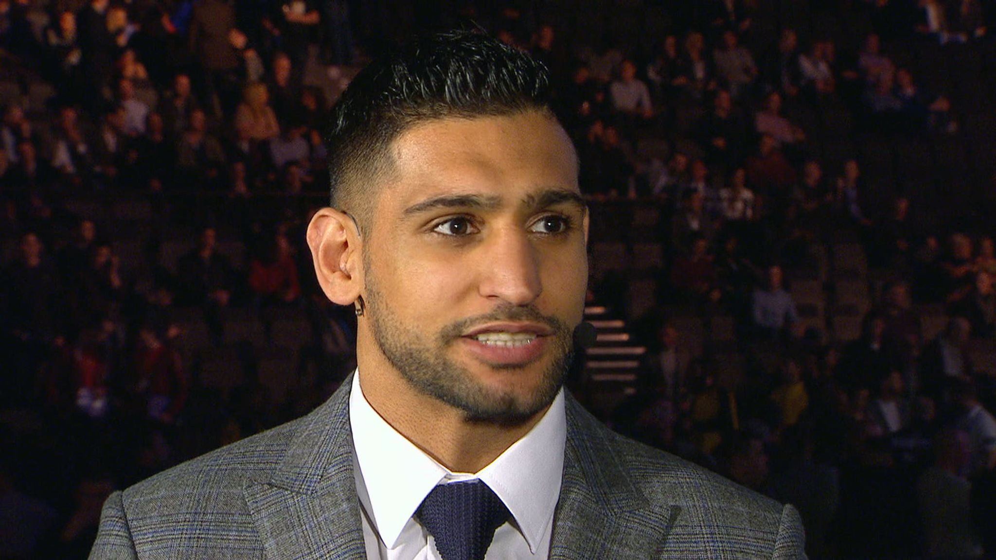 Amir Khan confident of shock win over Saul Alvarez | Boxing News | Sky ...