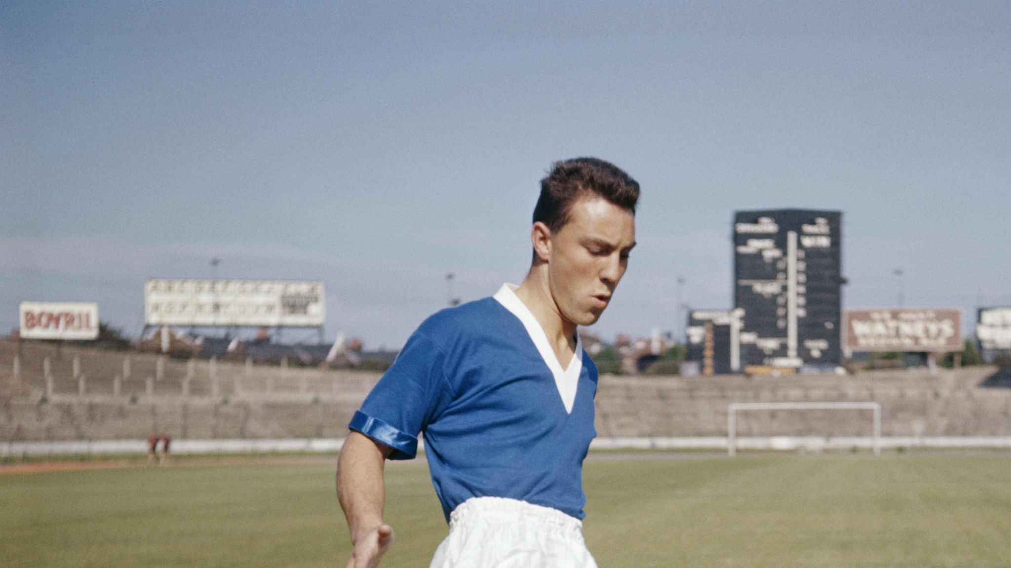 Jimmy Greaves told he 'will never walk again' | Football News | Sky Sports