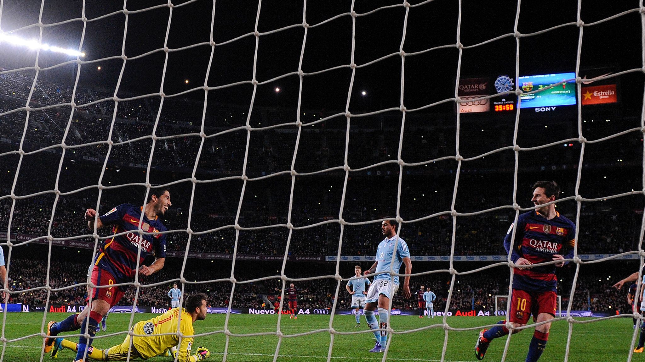 Lionel Messi's penalty was totally different to Robert Pires' - because ...