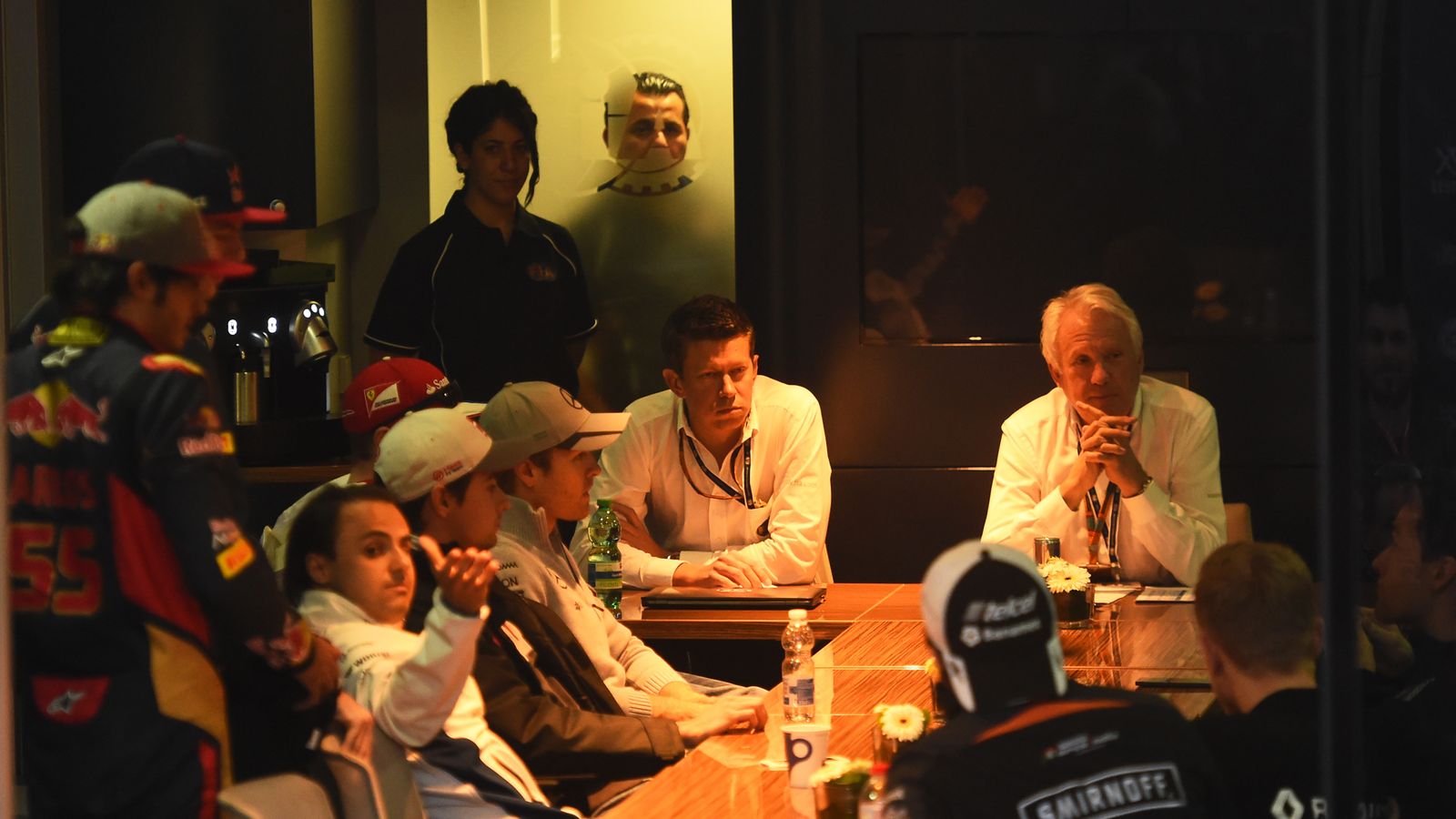 Lewis Hamilton: People making F1's rules don't know how cars work | F1 ...