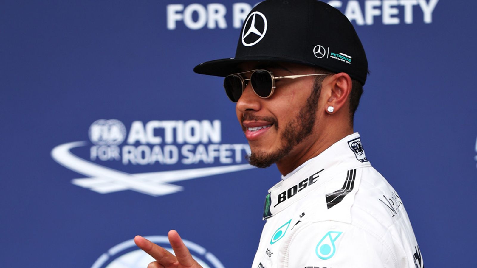 Lewis Hamilton on pole in Australia as new qualy format falls flat | F1 ...