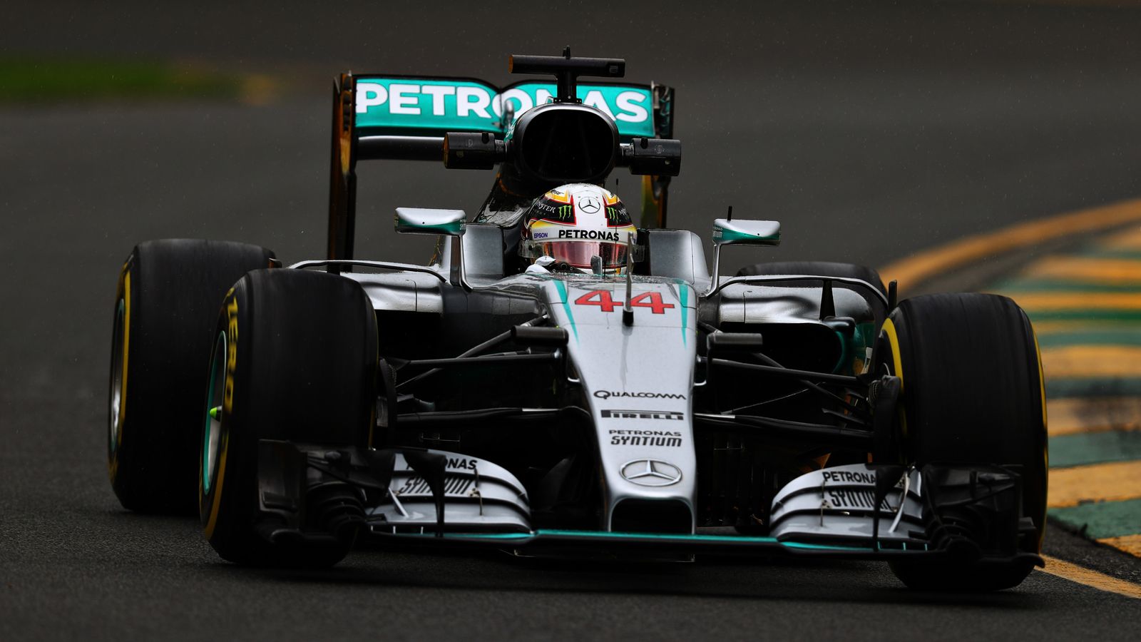Australian GP P1: Lewis Hamilton quickest in rain-hit session | F1 News ...