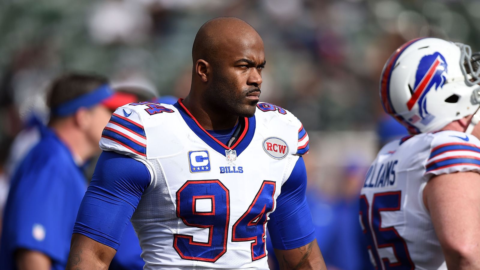 Mario Williams signs $16m, two-year contract with the Miami Dolphins ...