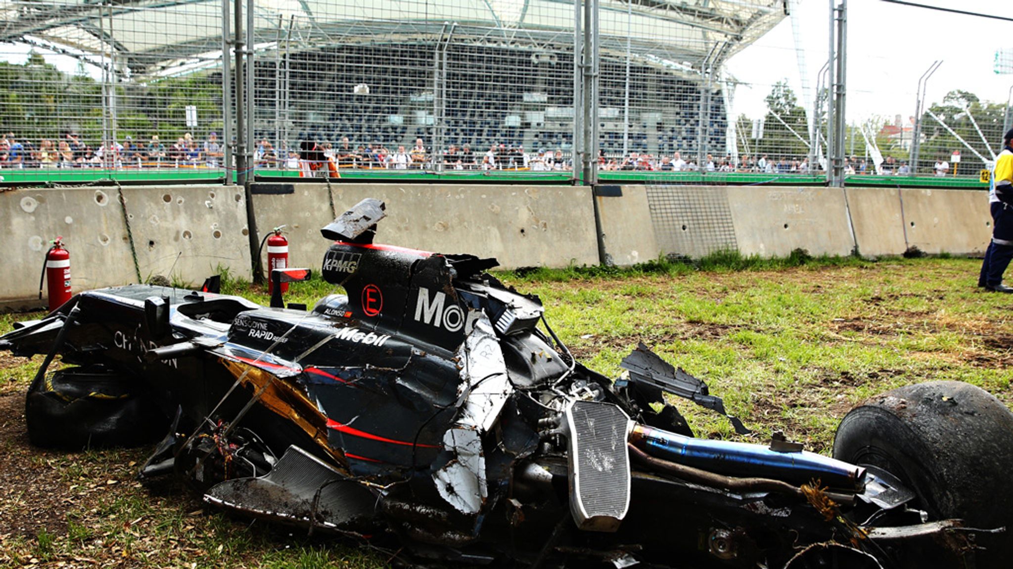 Fernando Alonso 'lucky to be alive' after Australian GP horror crash ...