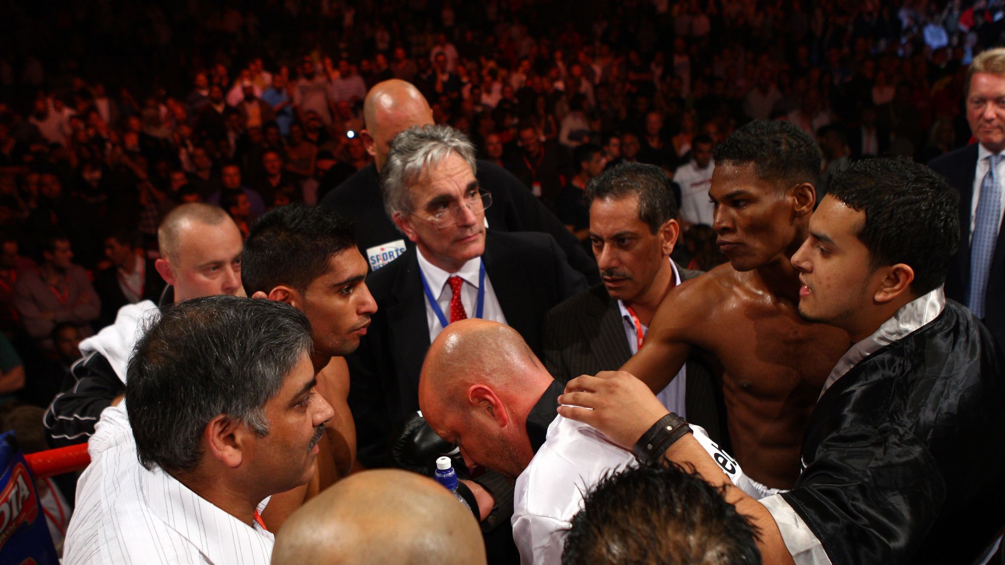 Breidis Prescott recalls Amir Khan victory ahead of Brit's clash with ...