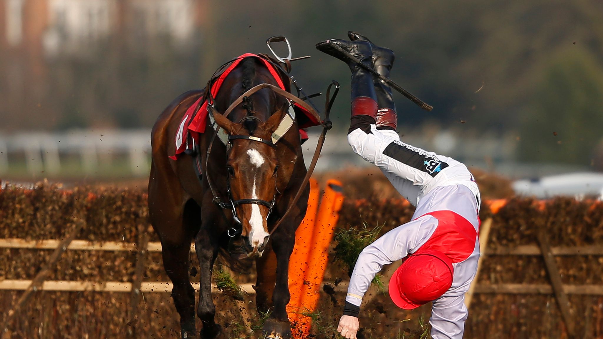 Jamie Moore eyes return from injury at Aintree's Grand National meeting ...