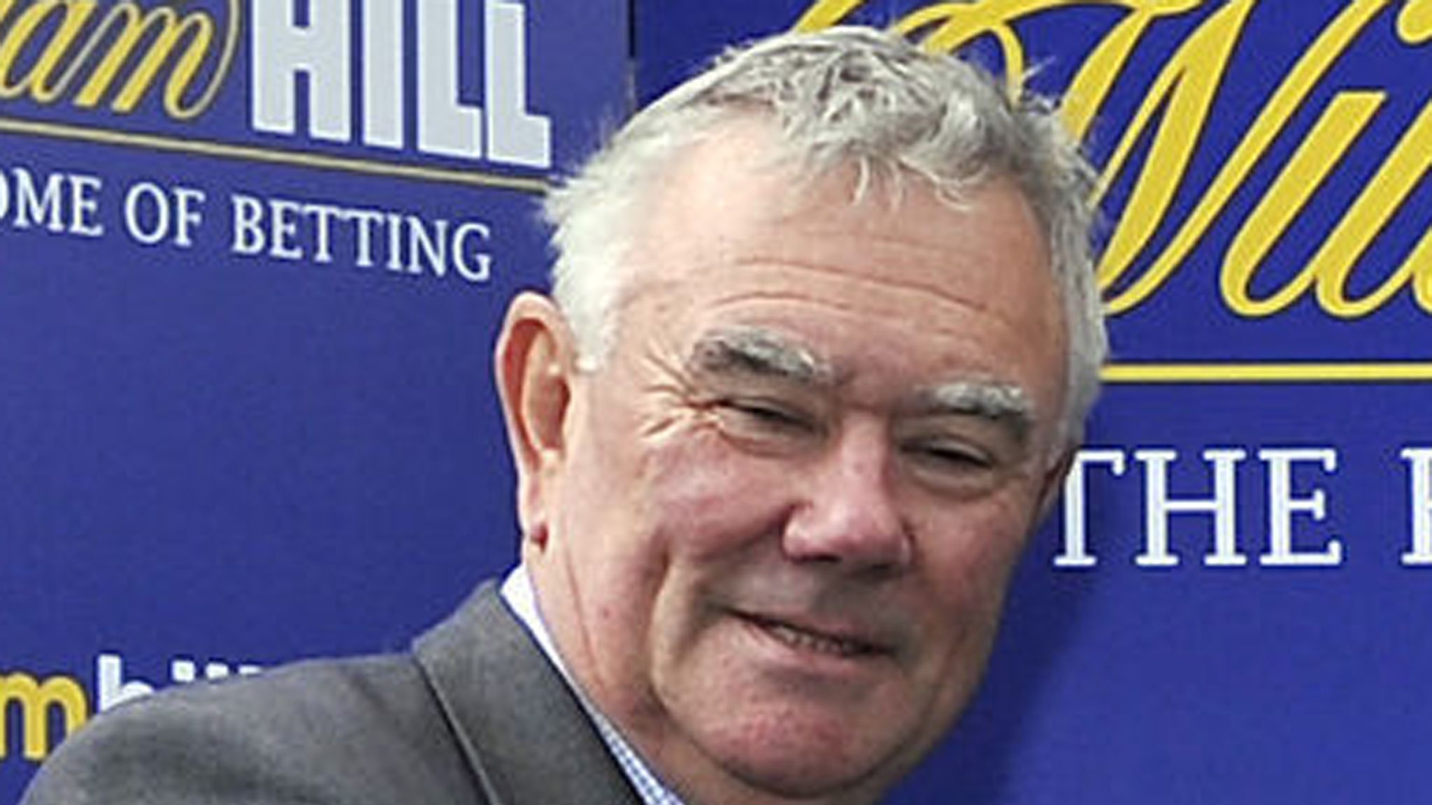 Above The Rest stands tall at Wolverhampton | Racing News | Sky Sports