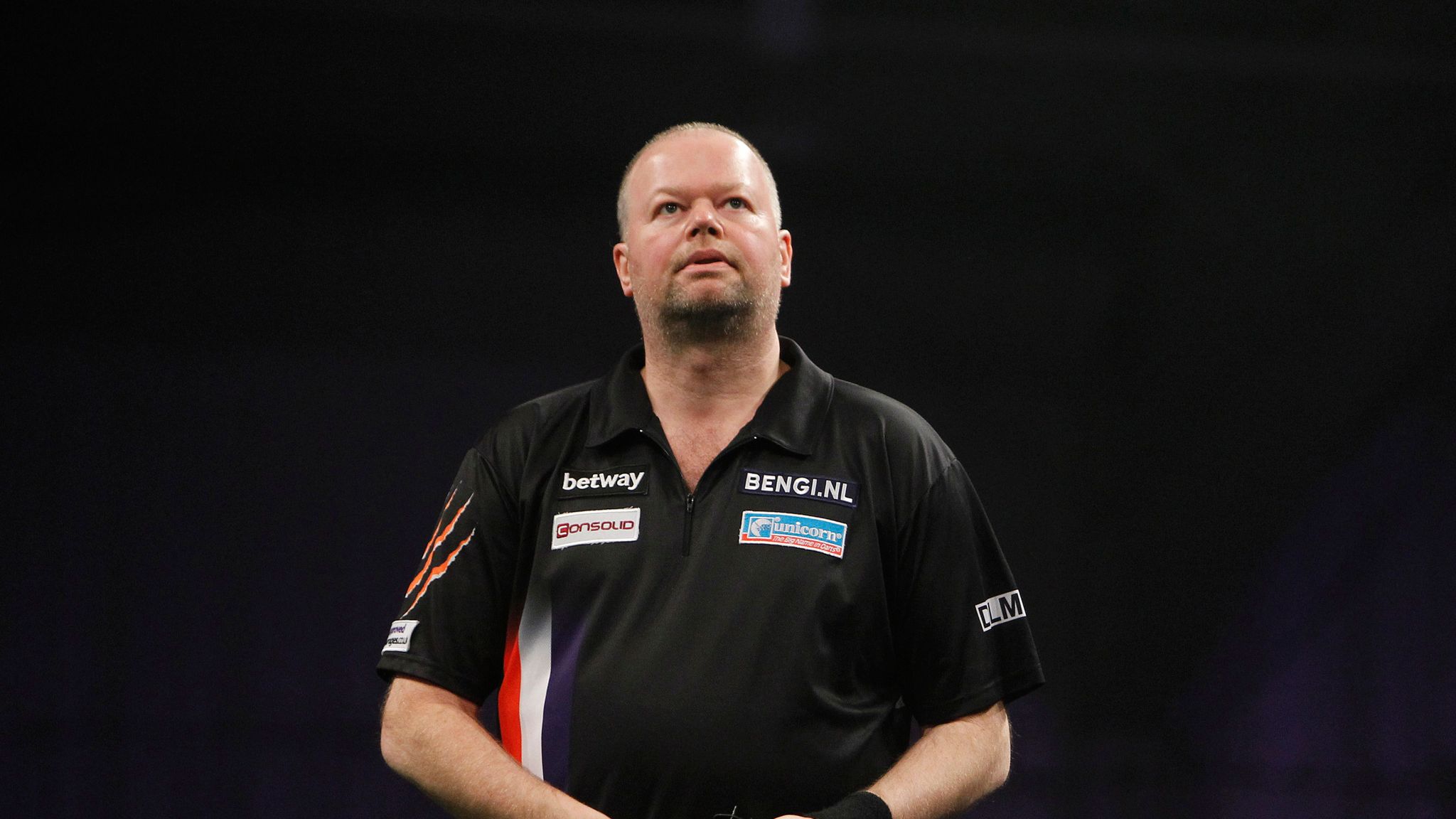 Premier League darts: Wayne Mardle says Raymond van Barneveld cannot ...