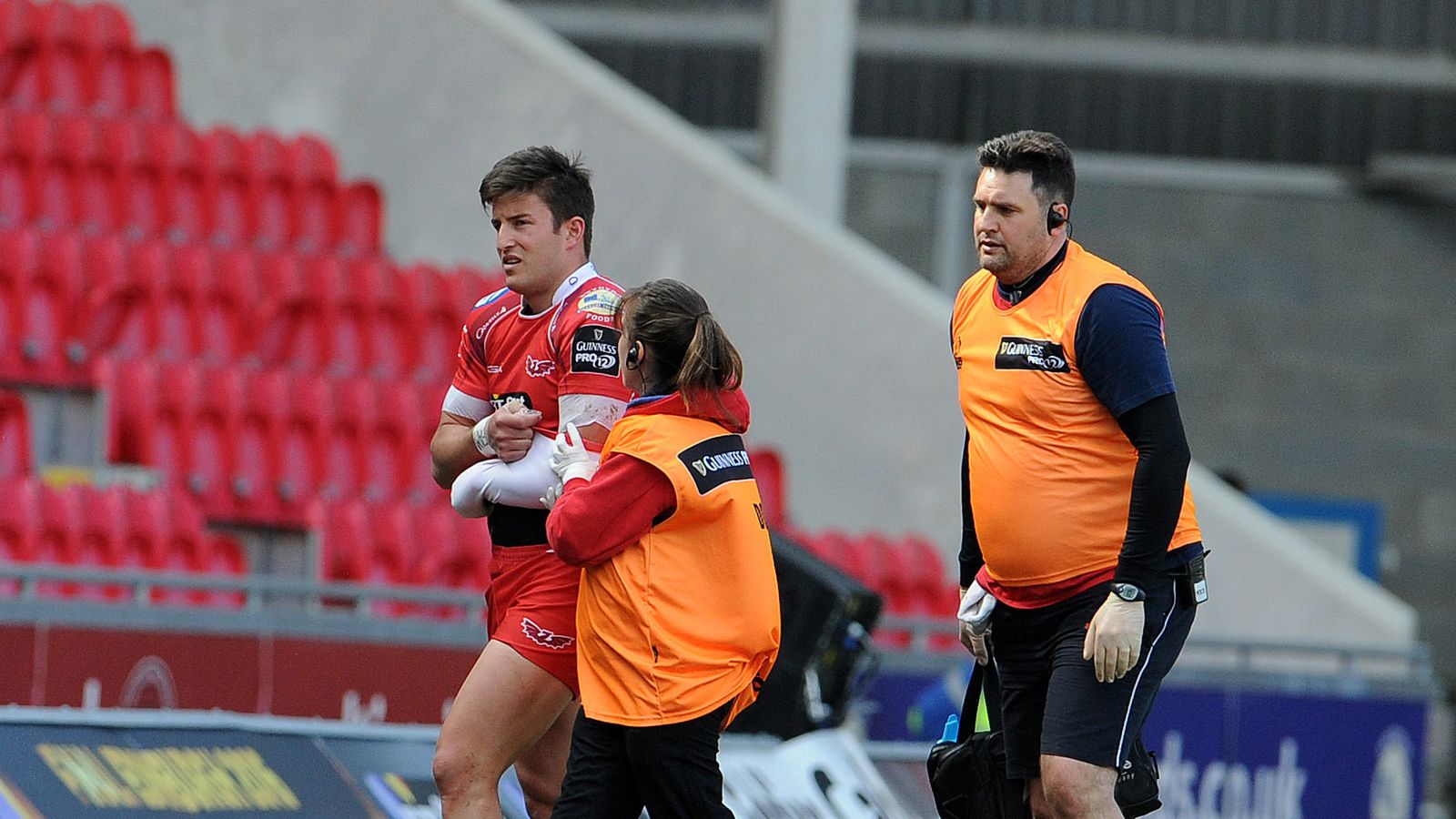 Scarlets wing DTH van der Merwe out for rest of season | Rugby Union ...