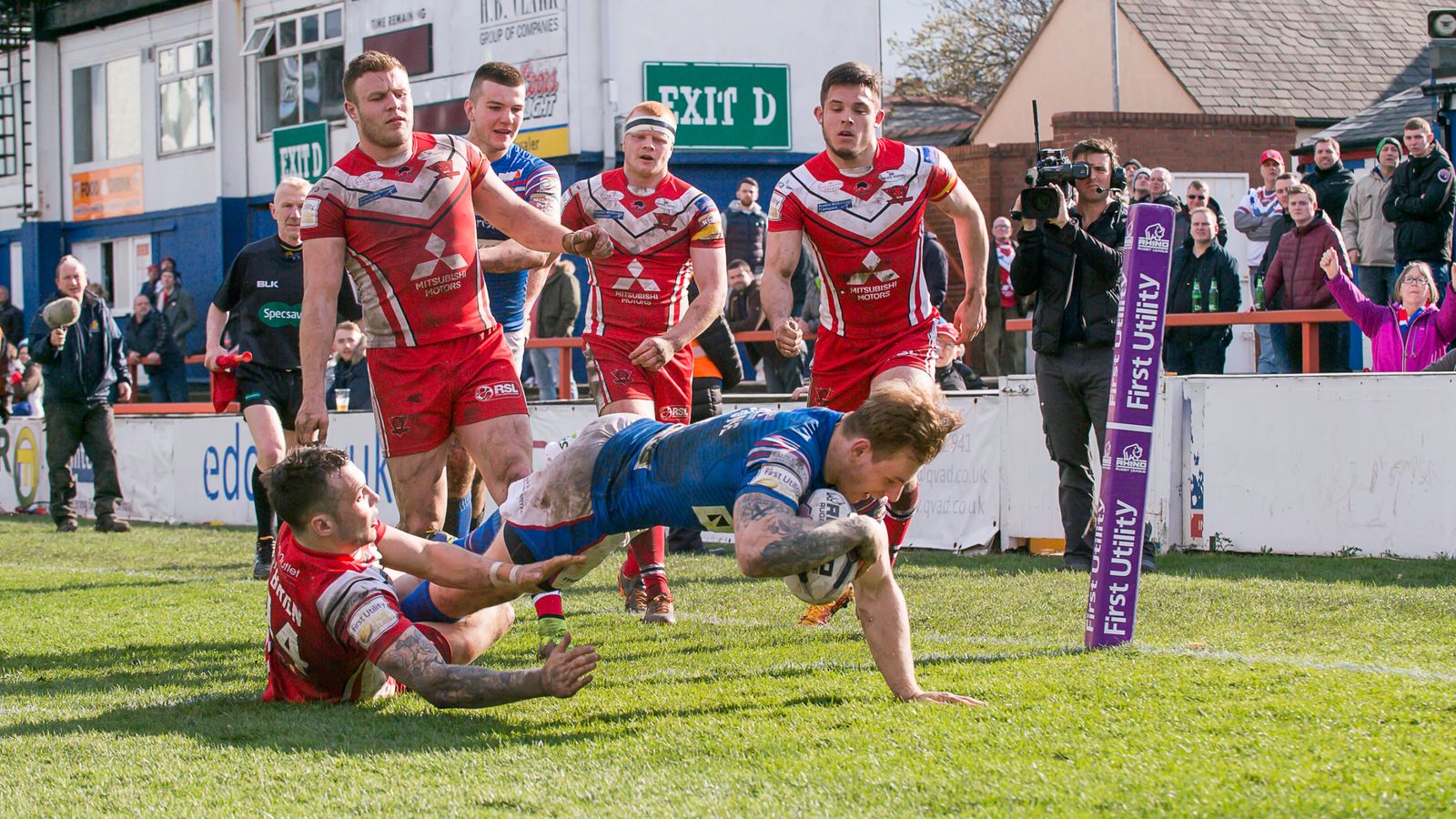 Wakefield 32 - 18 Salford - Match Report & Highlights