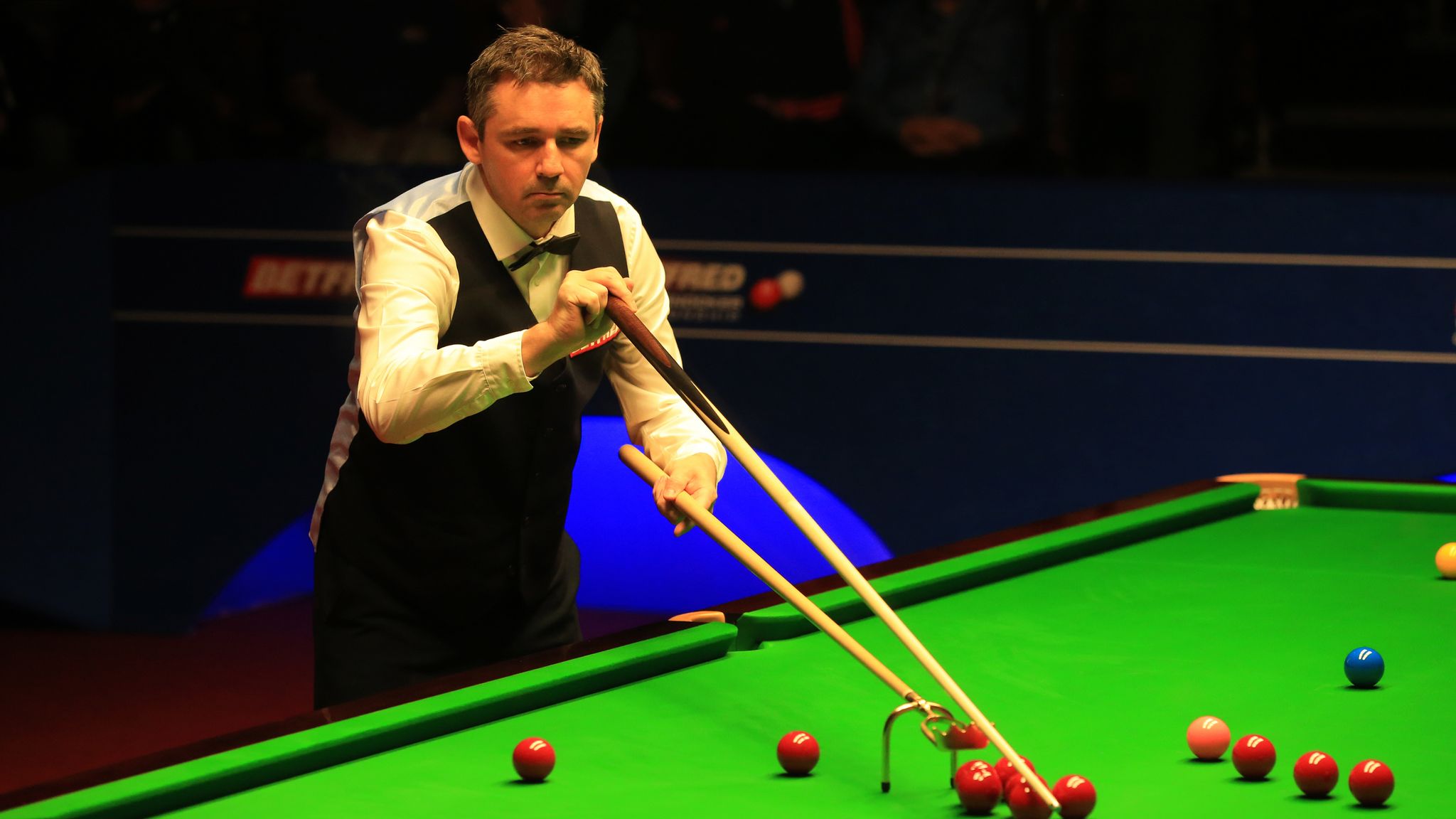 Mark Selby sets up World Snooker Championship final with Ding Junhui ...