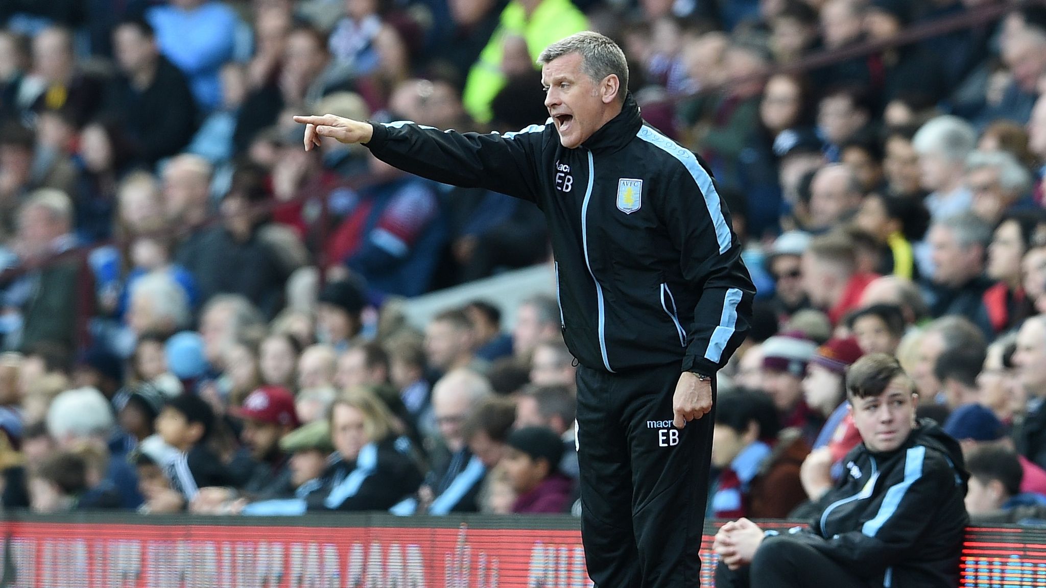 Eric Black determined to focus on Aston Villa and ignore Norwich news ...