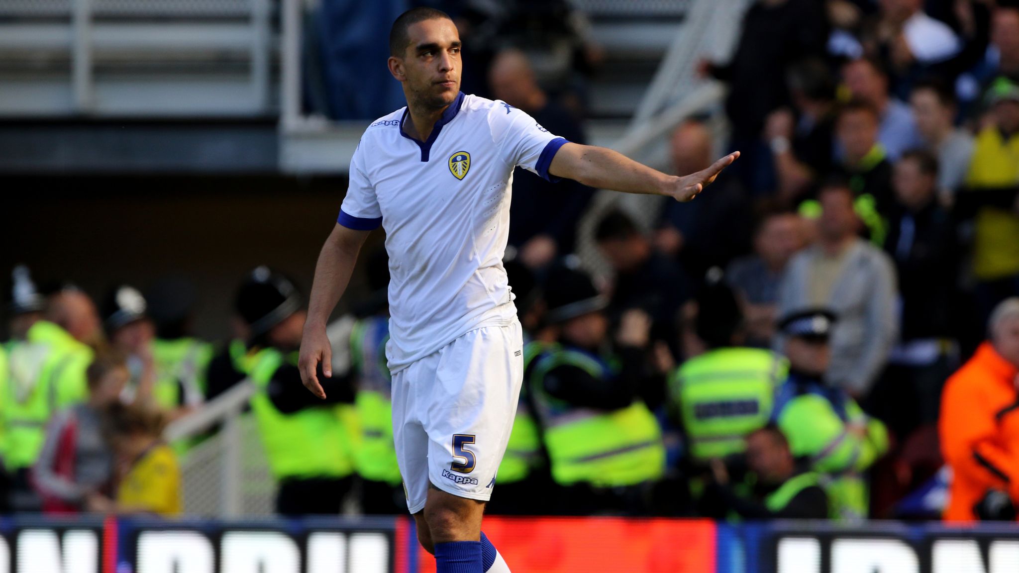 Giuseppe Bellusci joins Empoli on loan from Leeds United | Football ...