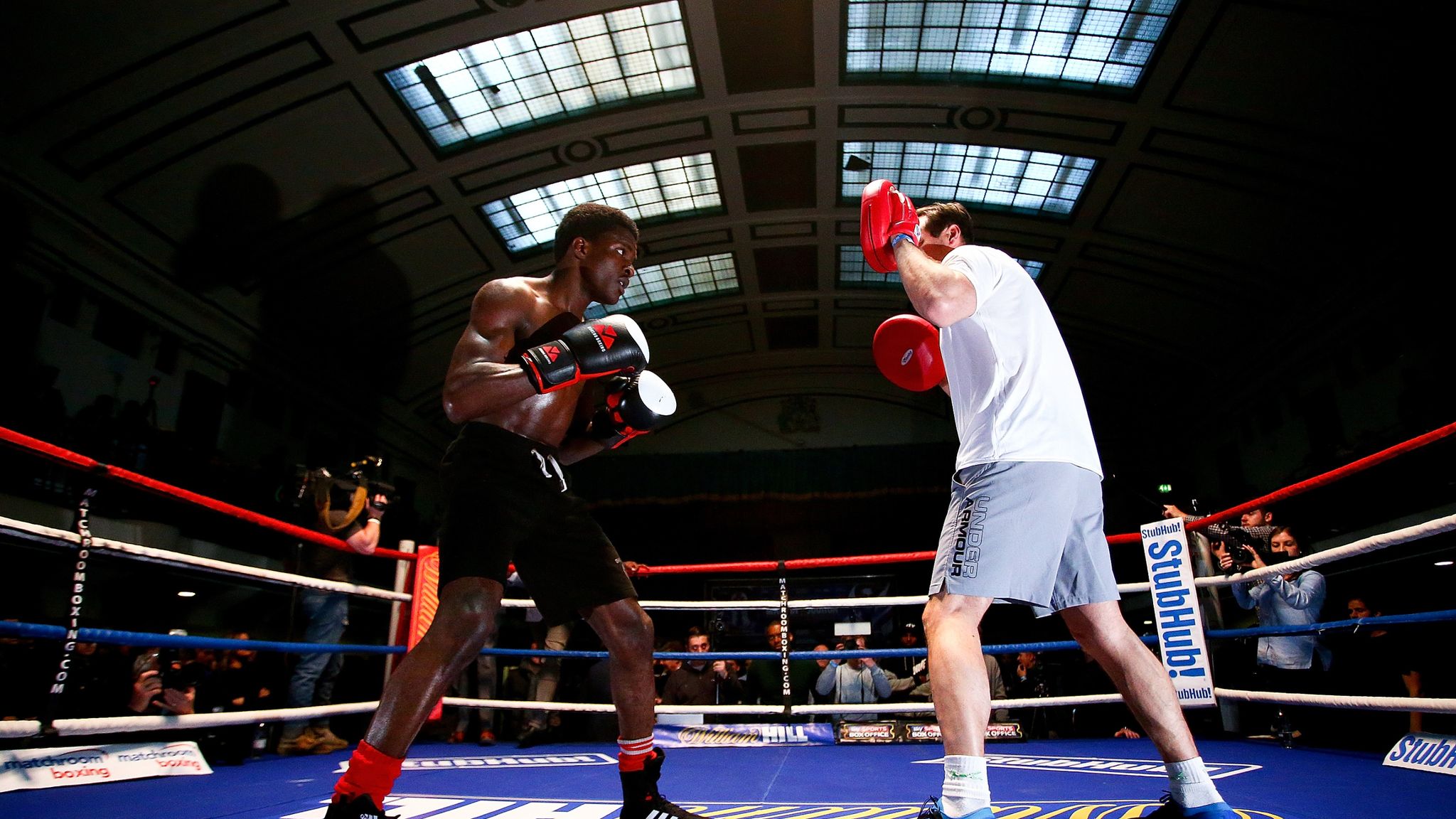 Ohara Davies unimpressed by Scott Cardle's victory over Sean Dodd ...
