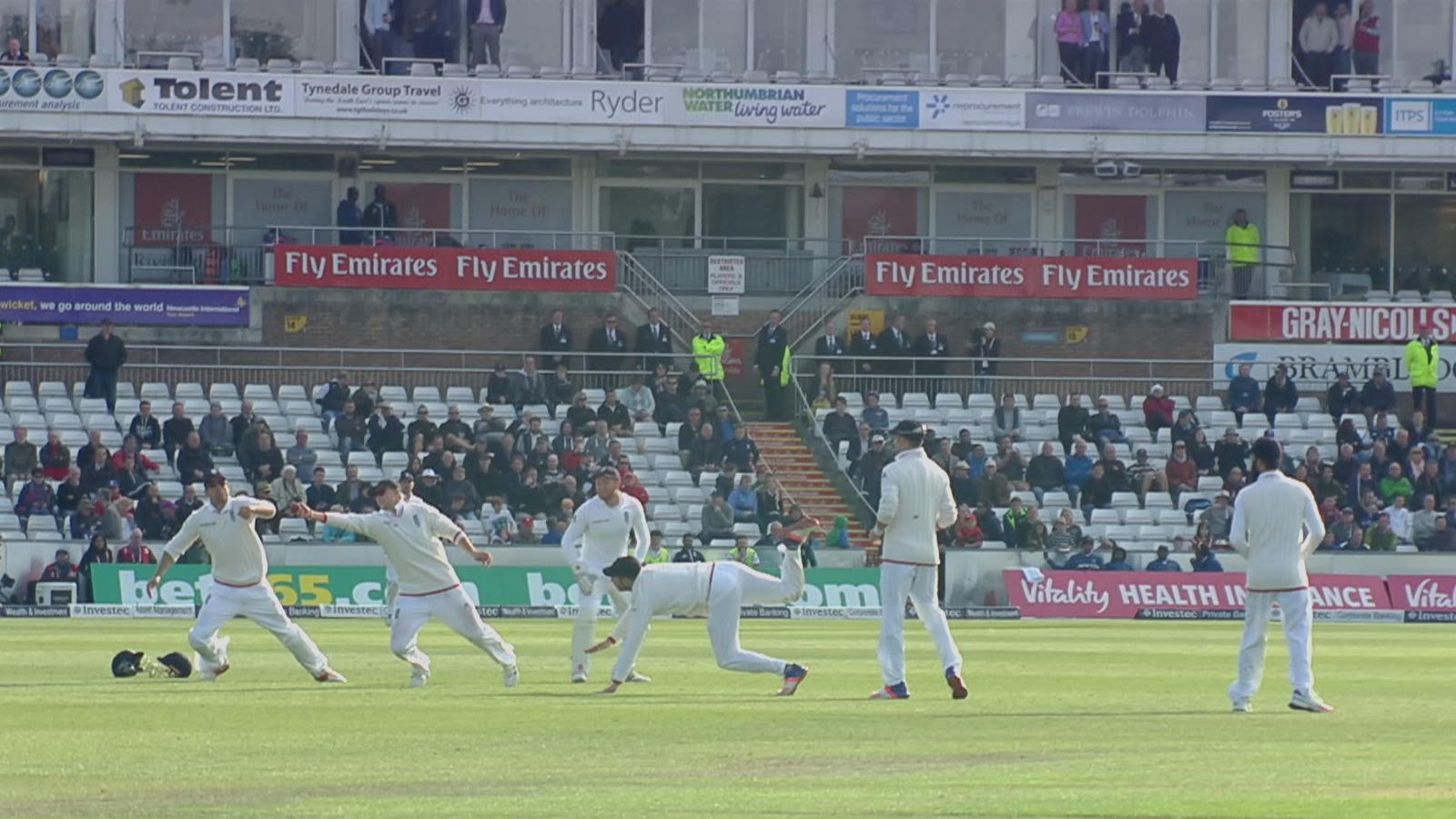 England v Sri Lanka: Joe Root takes a stunning one-handed catch ...