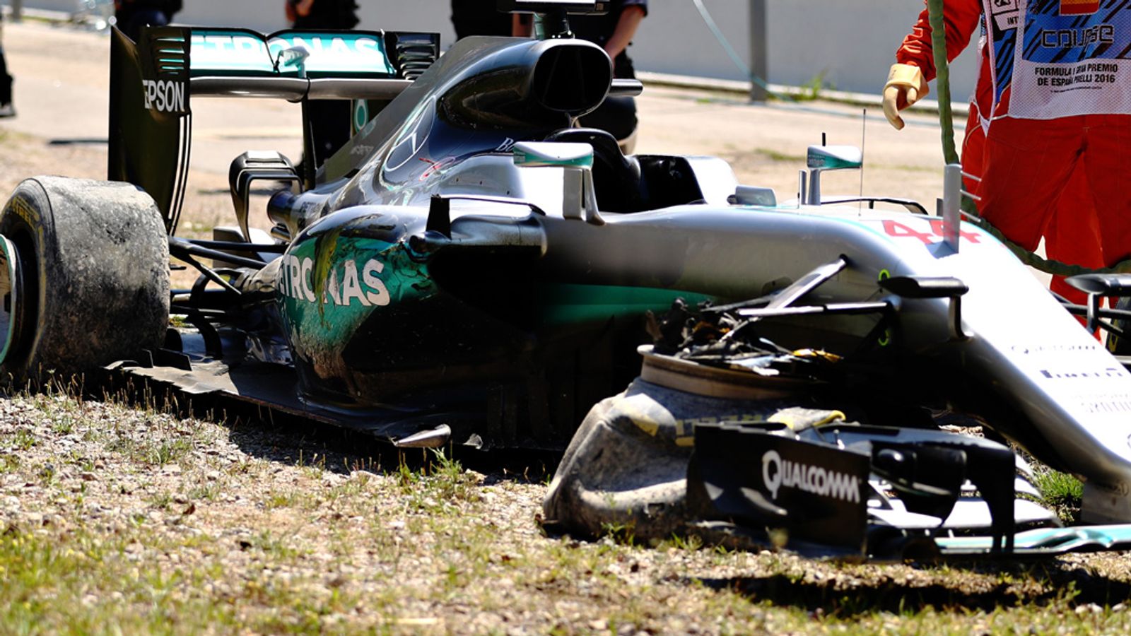 Lewis Hamilton and Nico Rosberg escape penalty after their race-ending ...