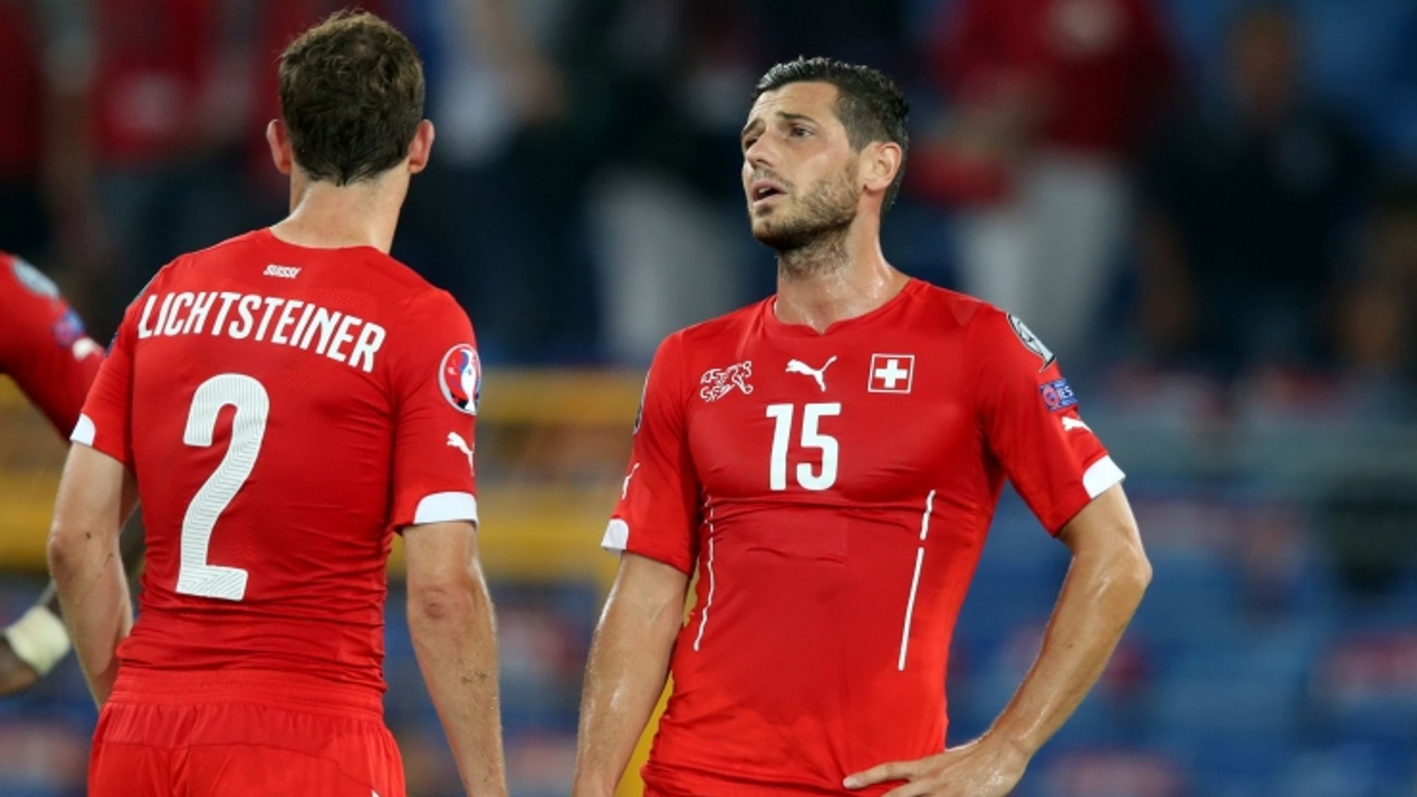 Arsenal in talks with Switzerland captain Stephan Lichtsteiner ...