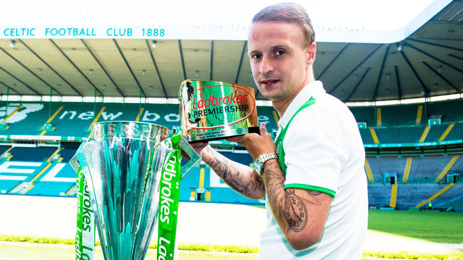 Celtic striker Leigh Griffiths aiming to join 100 club next season ...