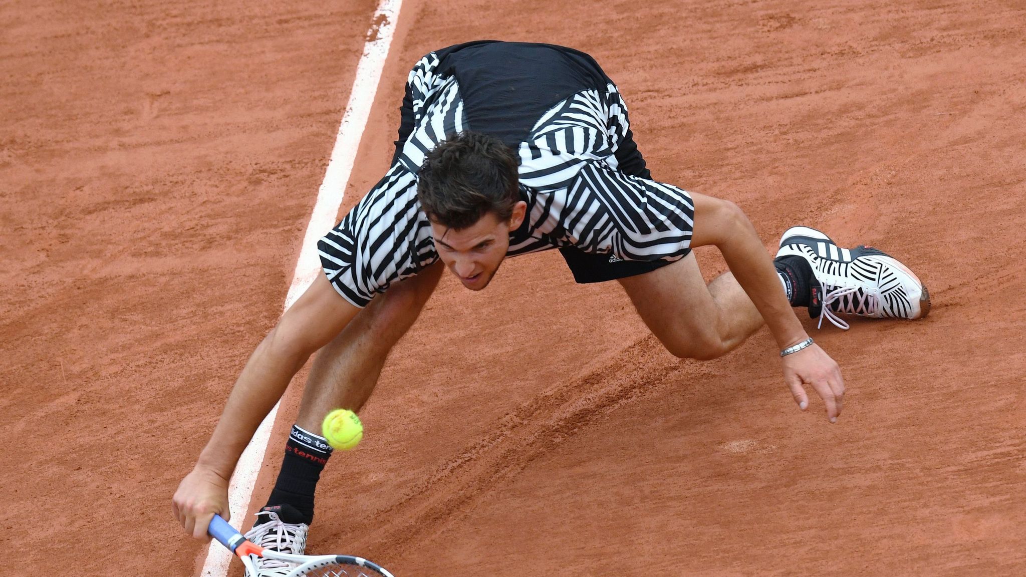 French Open: Novak Djokovic powers into final after victory over ...