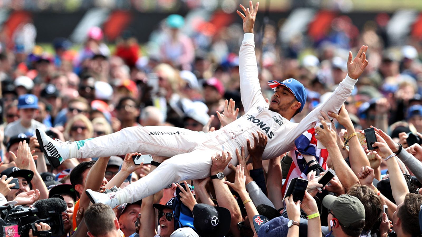 British GP: Faultless Lewis Hamilton wins for fourth time at ...