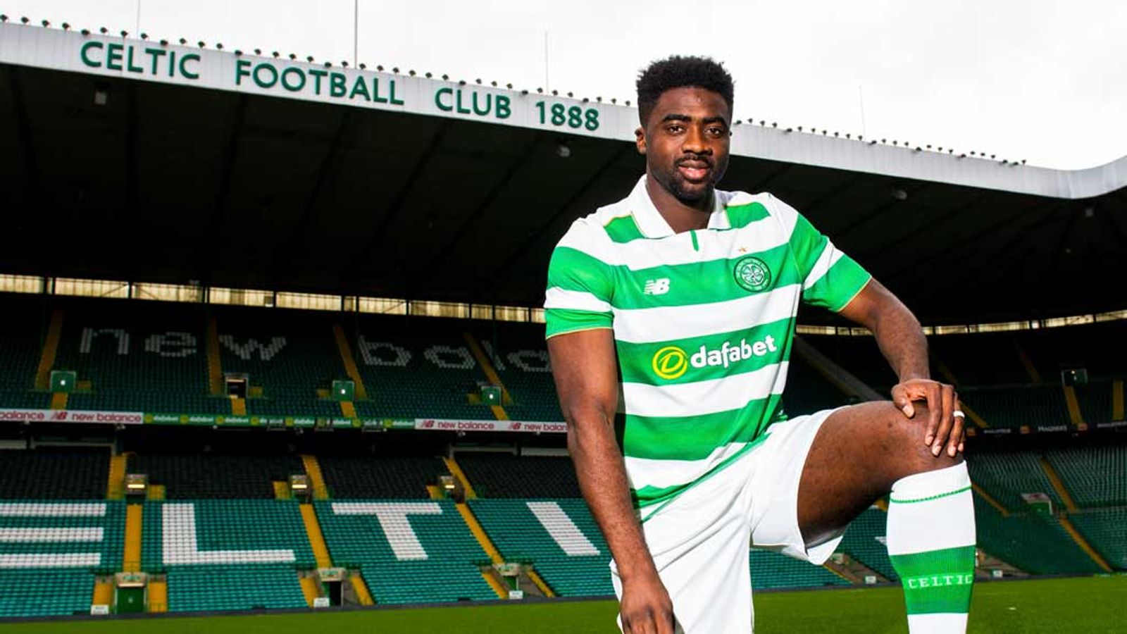 Celtic sign defender Kolo Toure on a one-year deal | Football News ...