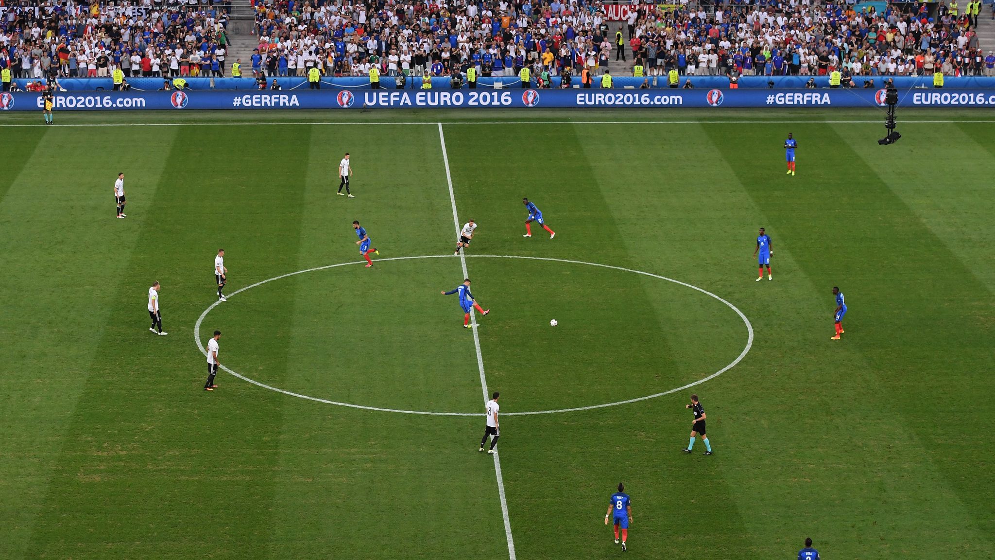 Laws of the game changes ahead of the 2016/17 Premier League season ...