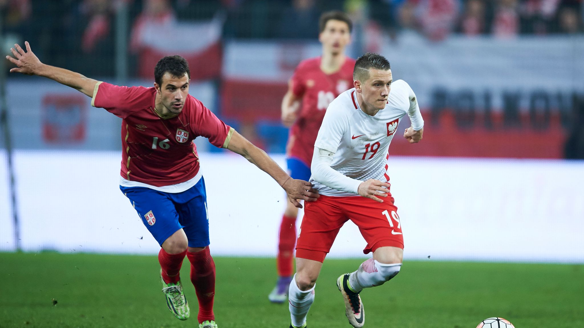 Piotr Zielinski's agent says the midfielder has decided between ...
