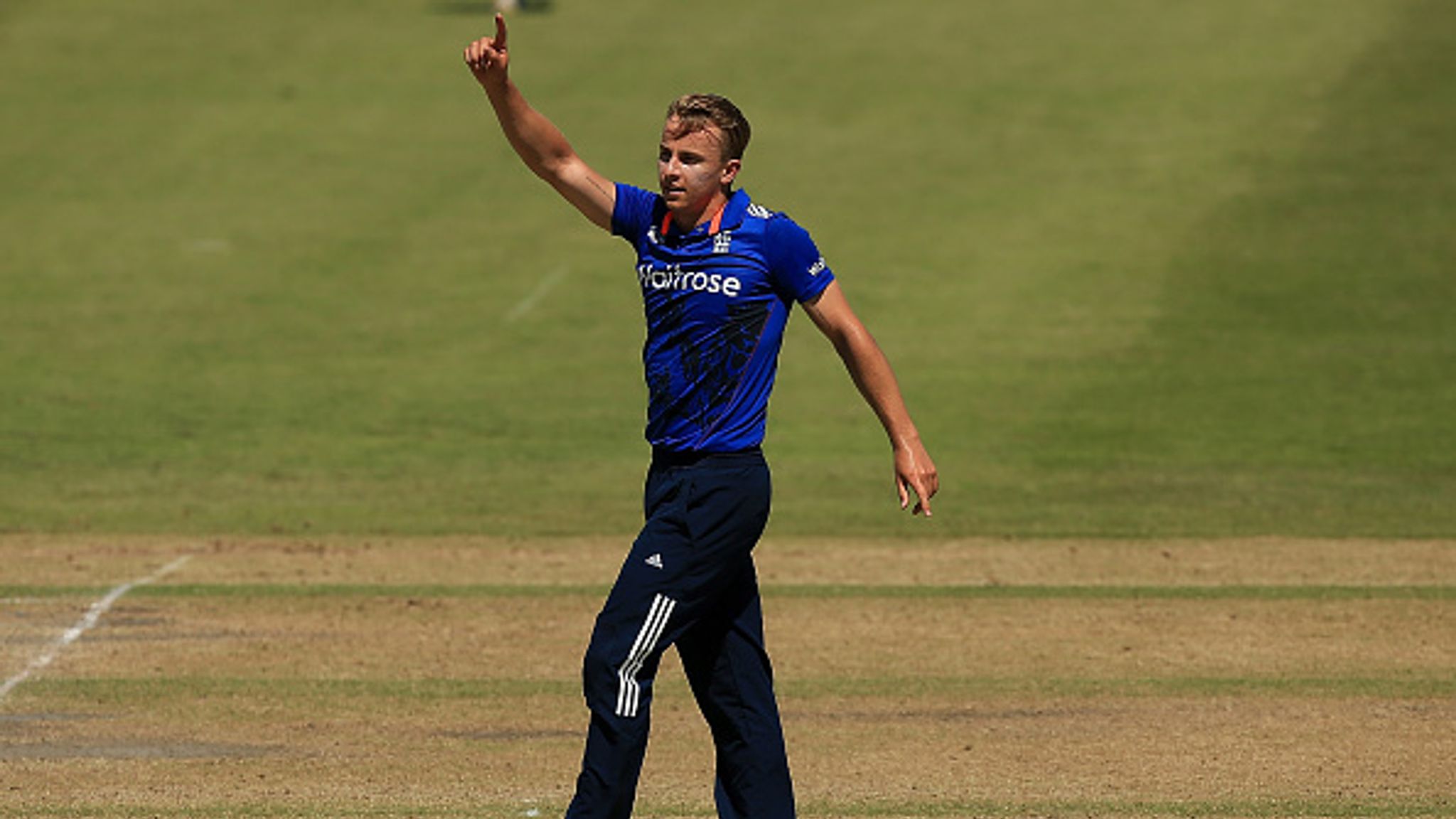 Tom Curran signs new three-year contract with Surrey | Cricket News ...