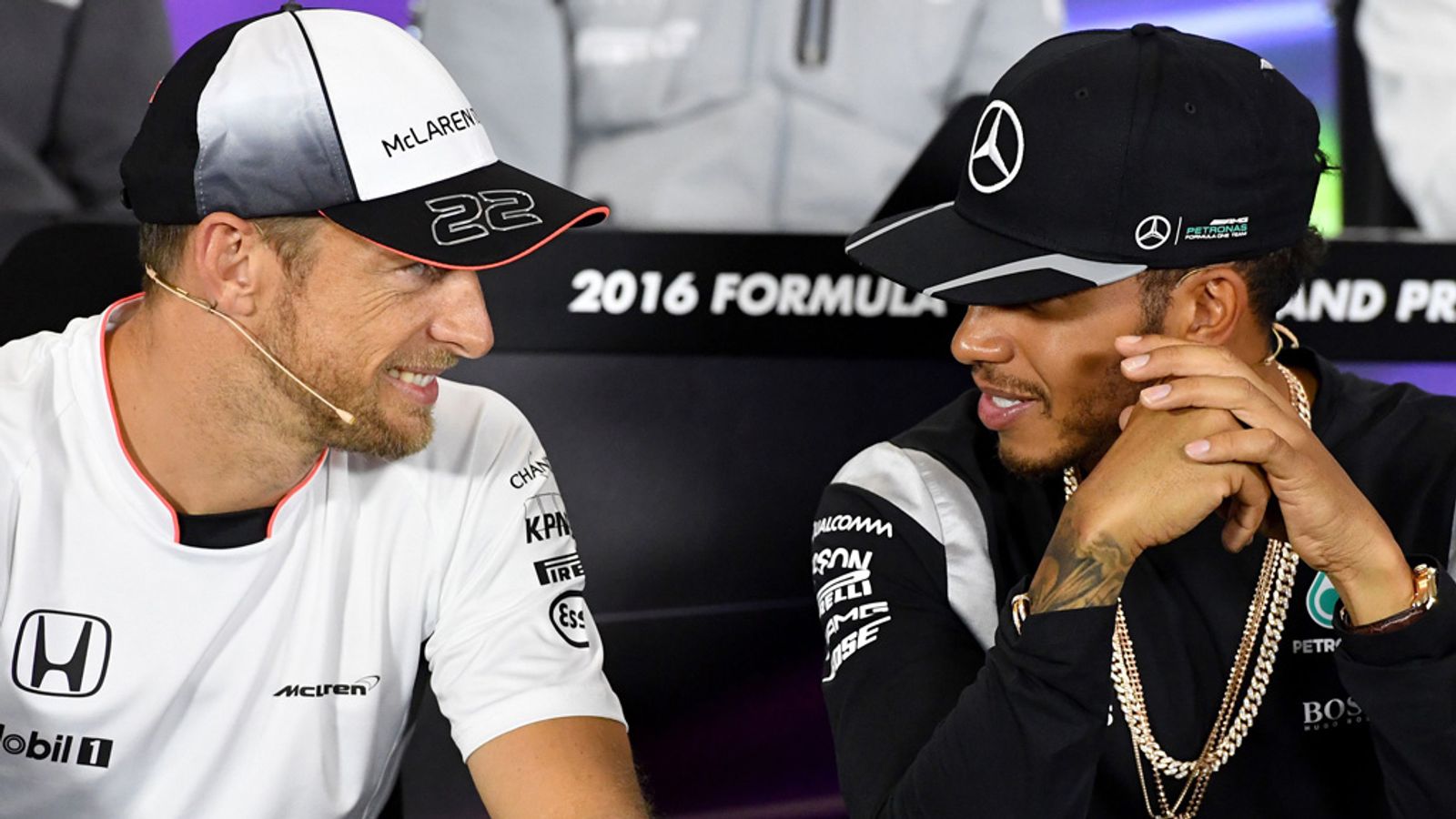 Lewis Hamilton hopes Jenson Button stays in F1 in 2017 | F1 News