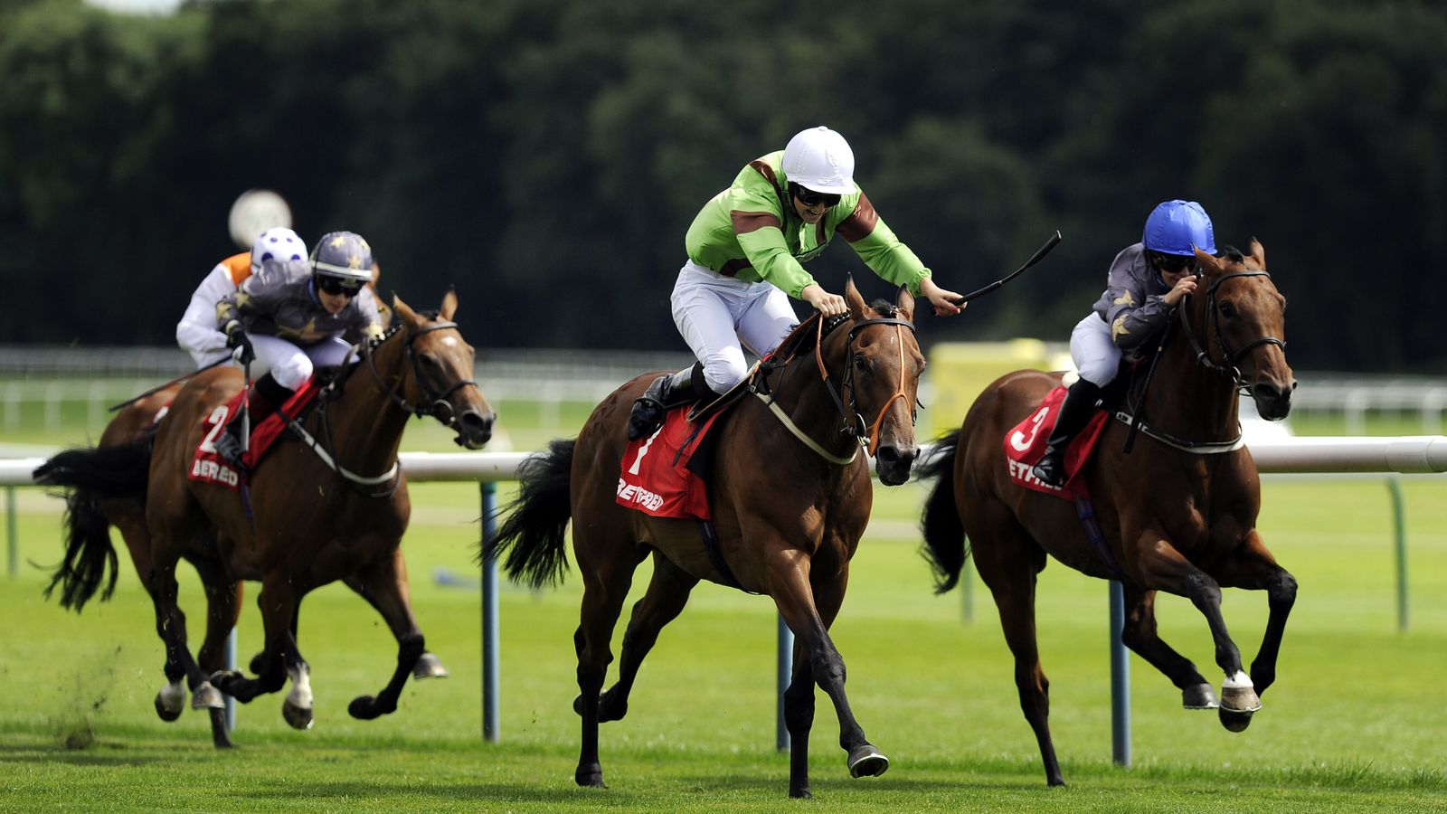 £20,000 payday for Emma Sayer after winning at Haydock on I Am Not Here ...
