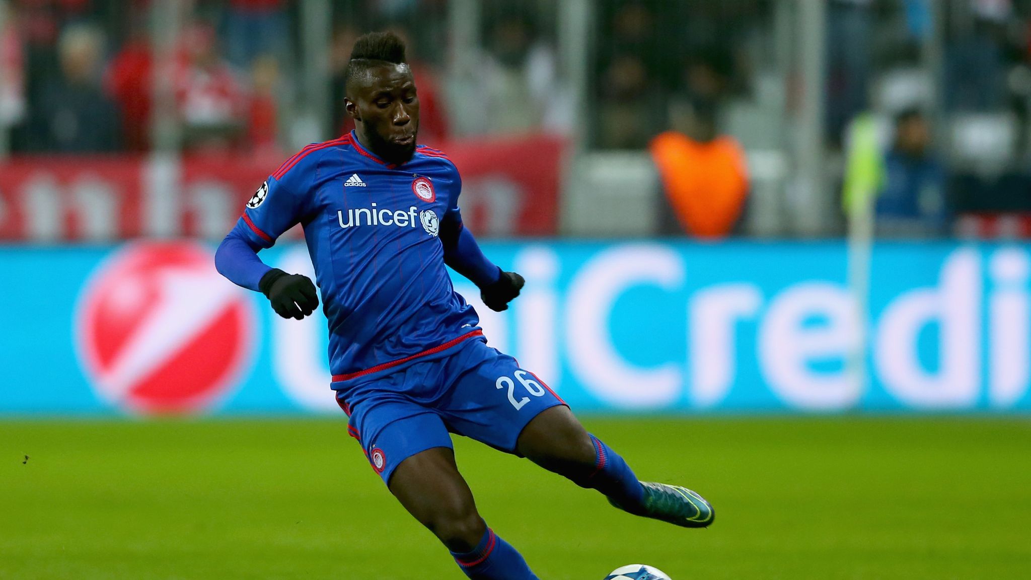 West Ham sign Arthur Masuaku from Olympiakos | Football News | Sky Sports