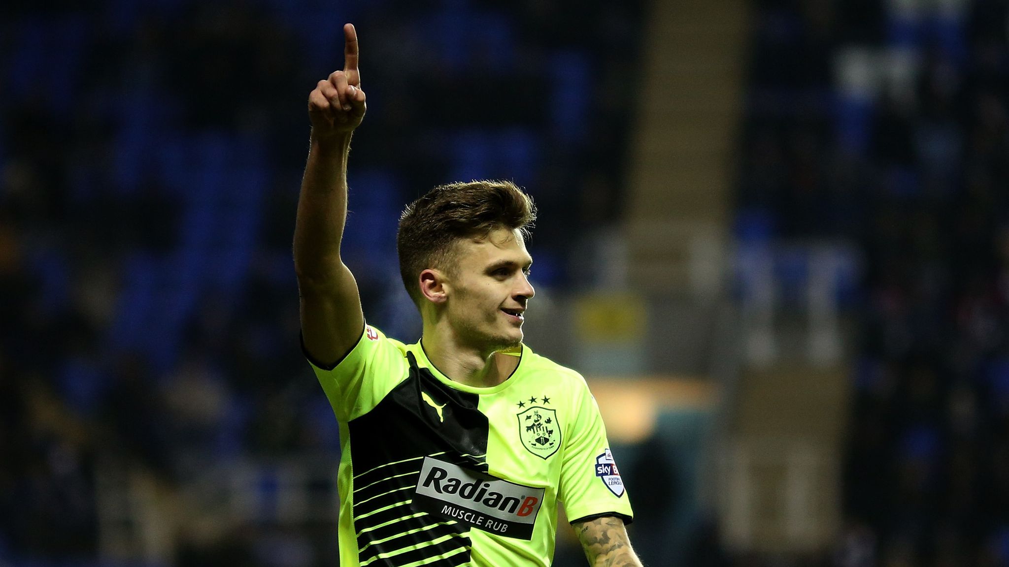 Bristol City complete deal for Jamie Paterson from Nottingham Forest ...