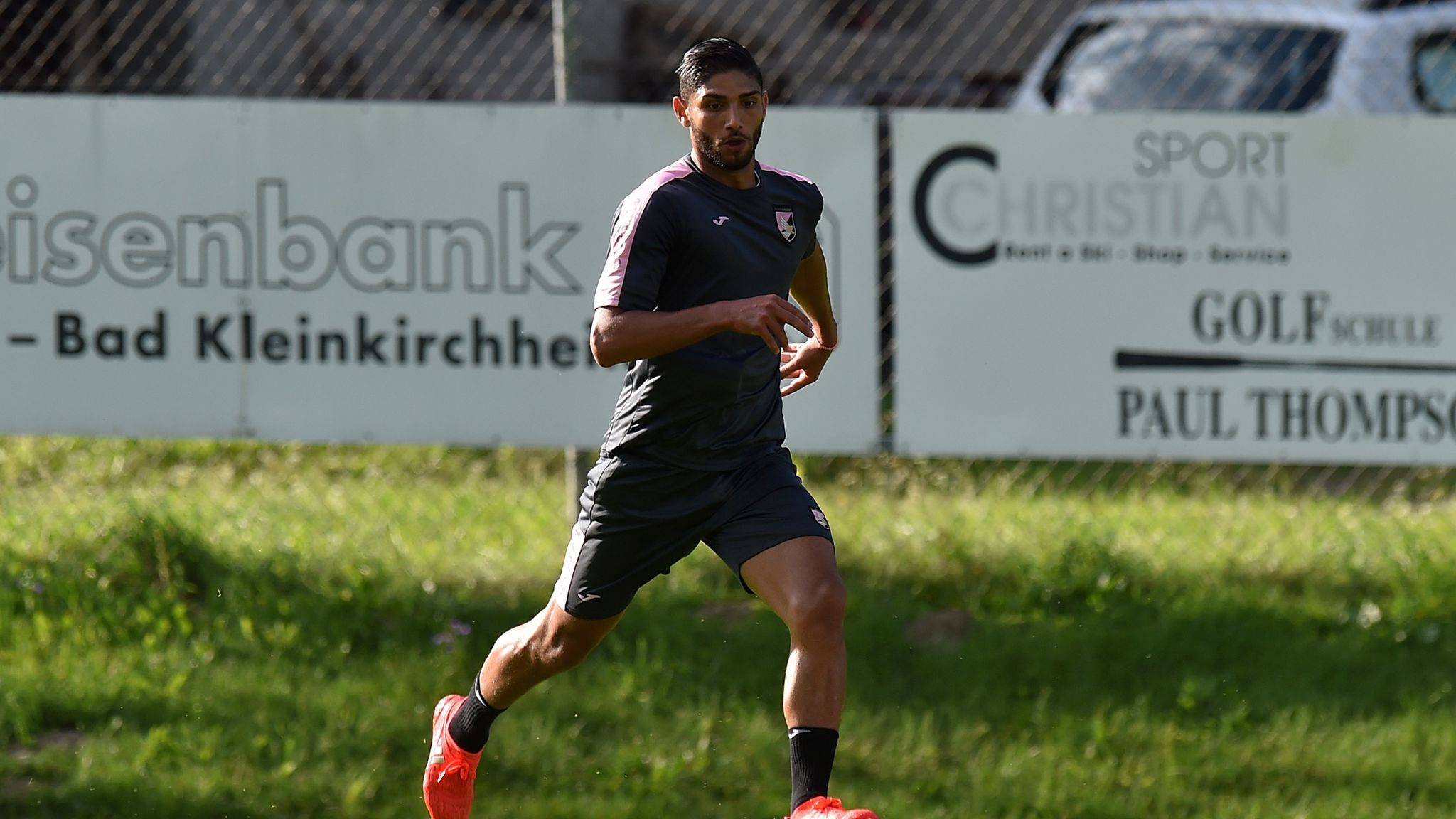 Achraf Lazaar to undergo Newcastle medical - Sky sources | Football ...