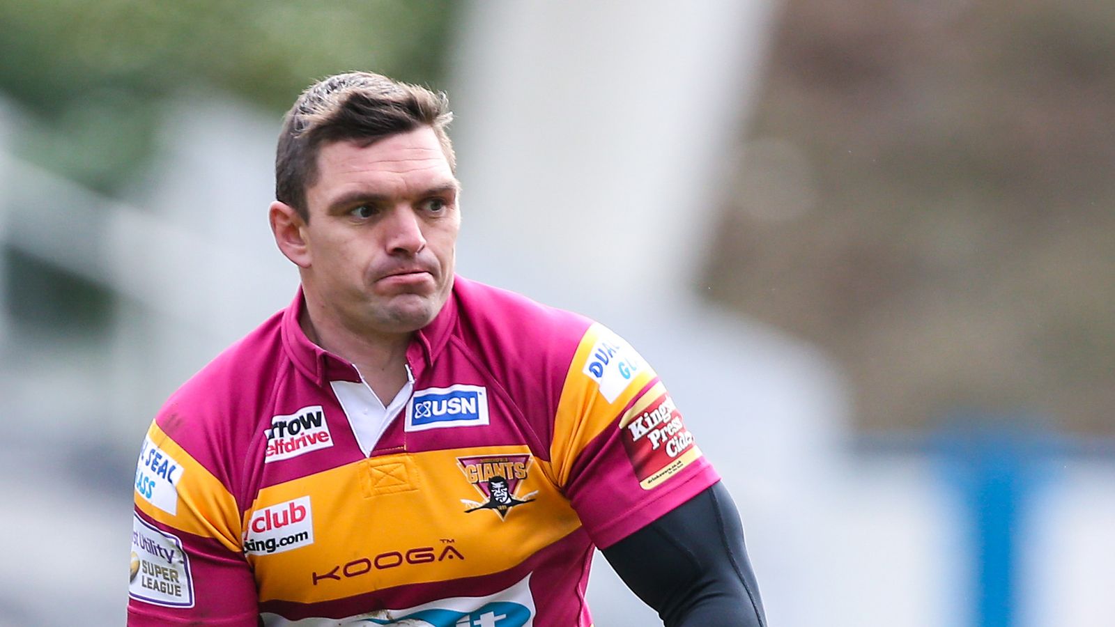 Huddersfield half-back Danny Brough confident of top-eight finish ...