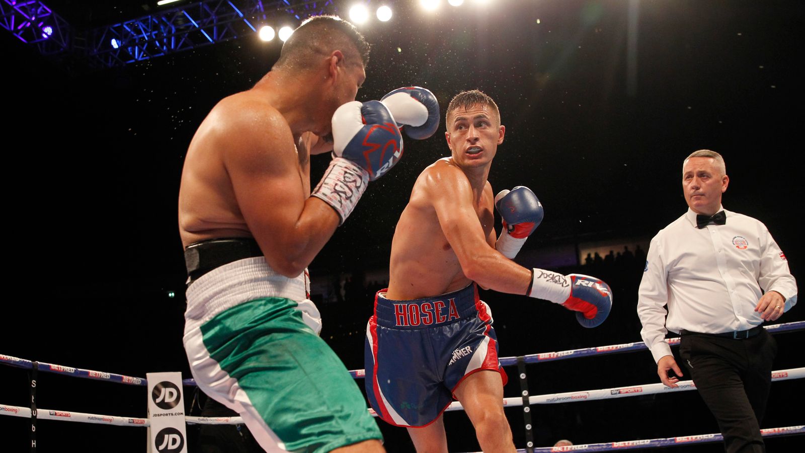 Hosea Burton stops Fernando Castaneda in three rounds at the Manchester ...