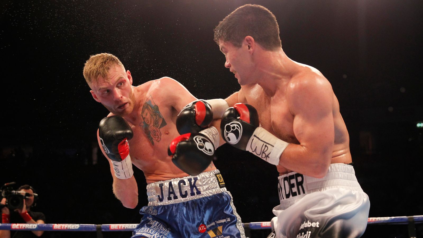 Jack Arnfield upsets John Ryder with points victory | Boxing News | Sky Sports