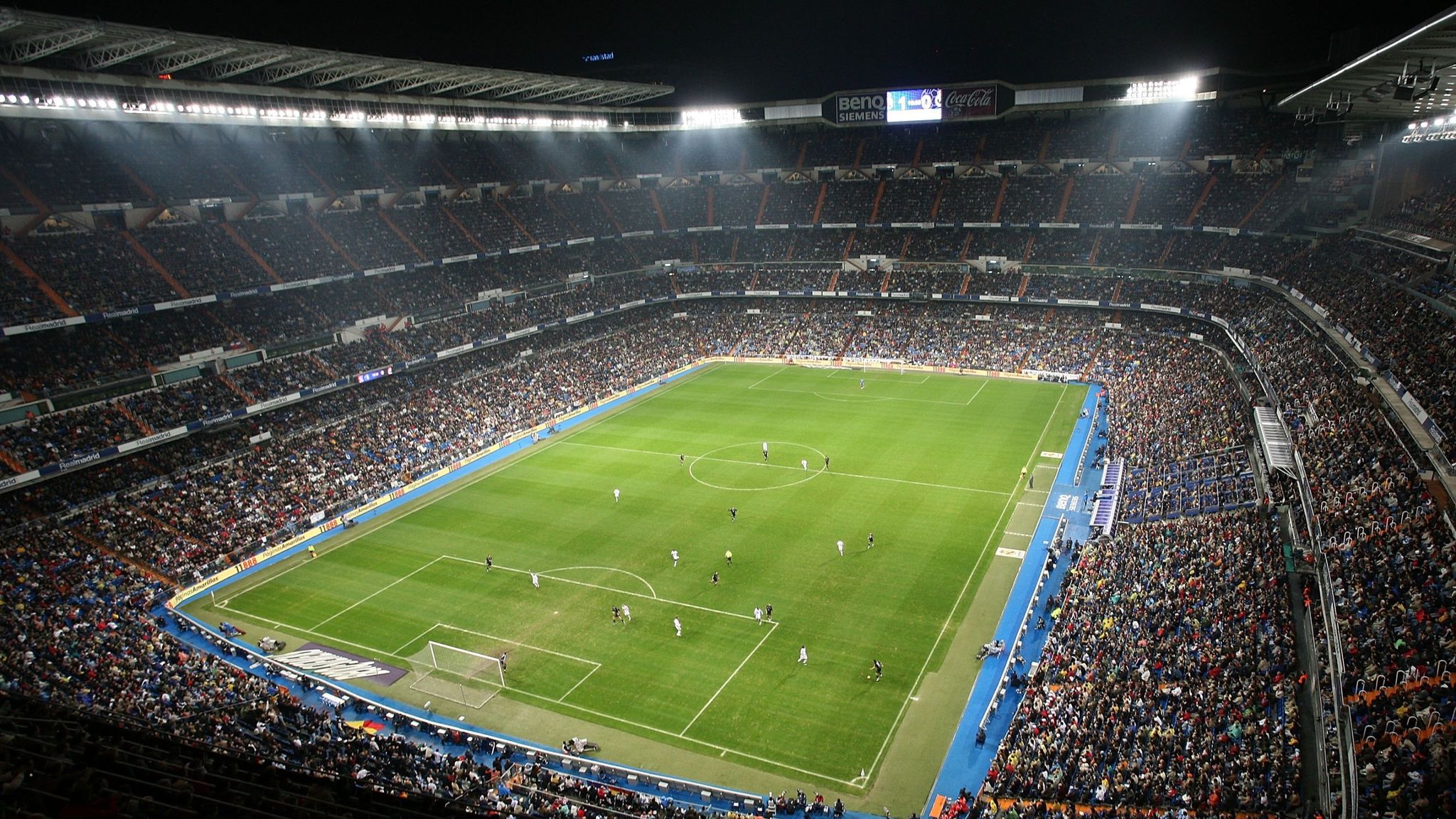 Real Madrid set for £360m roof after agreement to remodel Santiago ...