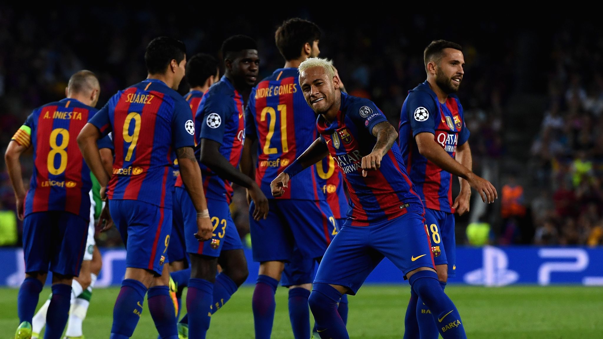 Barcelona 7 - 0 Celtic - Match Report & Highlights