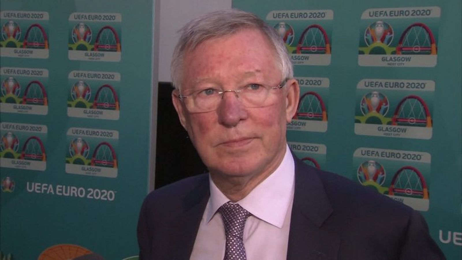 Sir Alex Ferguson says Scotland can shock England in World Cup ...