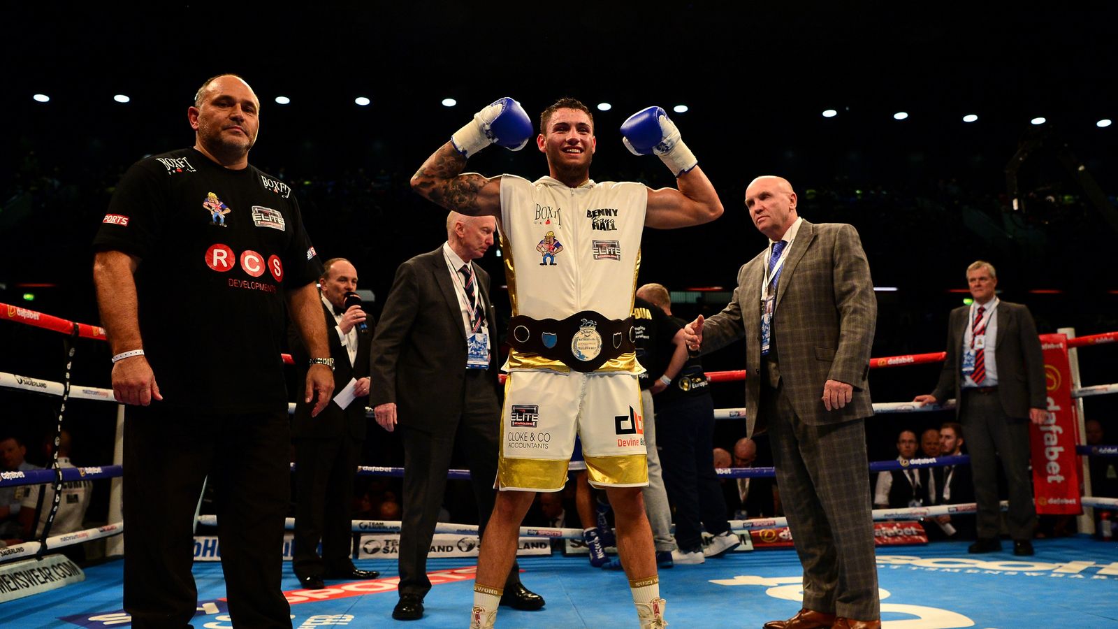 Ben Hall laughs off Carson Jones' 'kid' comments ahead of Saturday's ...