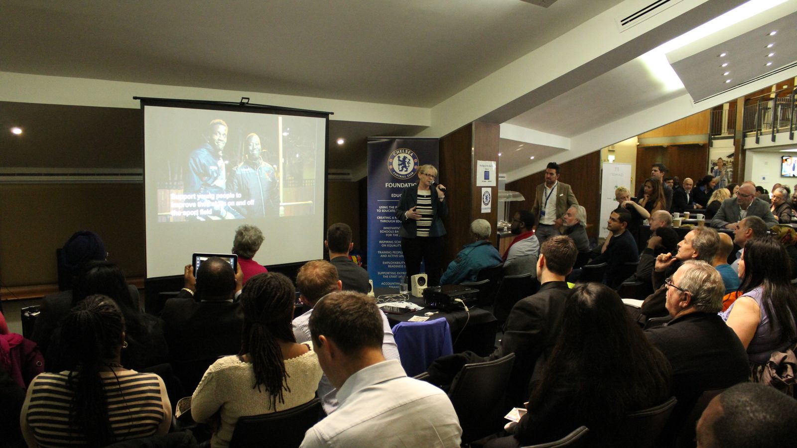 Chelsea hosts the latest Edge of the Box Club | Football News | Sky Sports