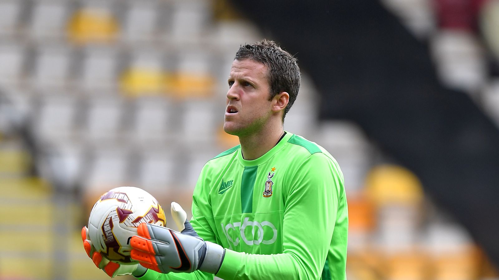 Bradford goalkeeper Colin Doyle substituted after three minutes ...