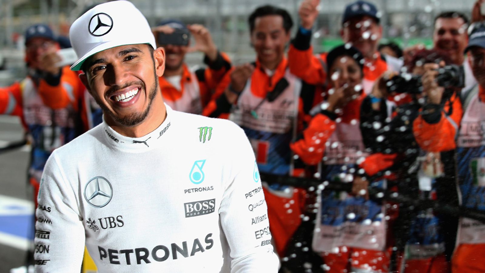 Mexican GP 2016: Lewis Hamilton keeps title dreams alive with win | F1 News