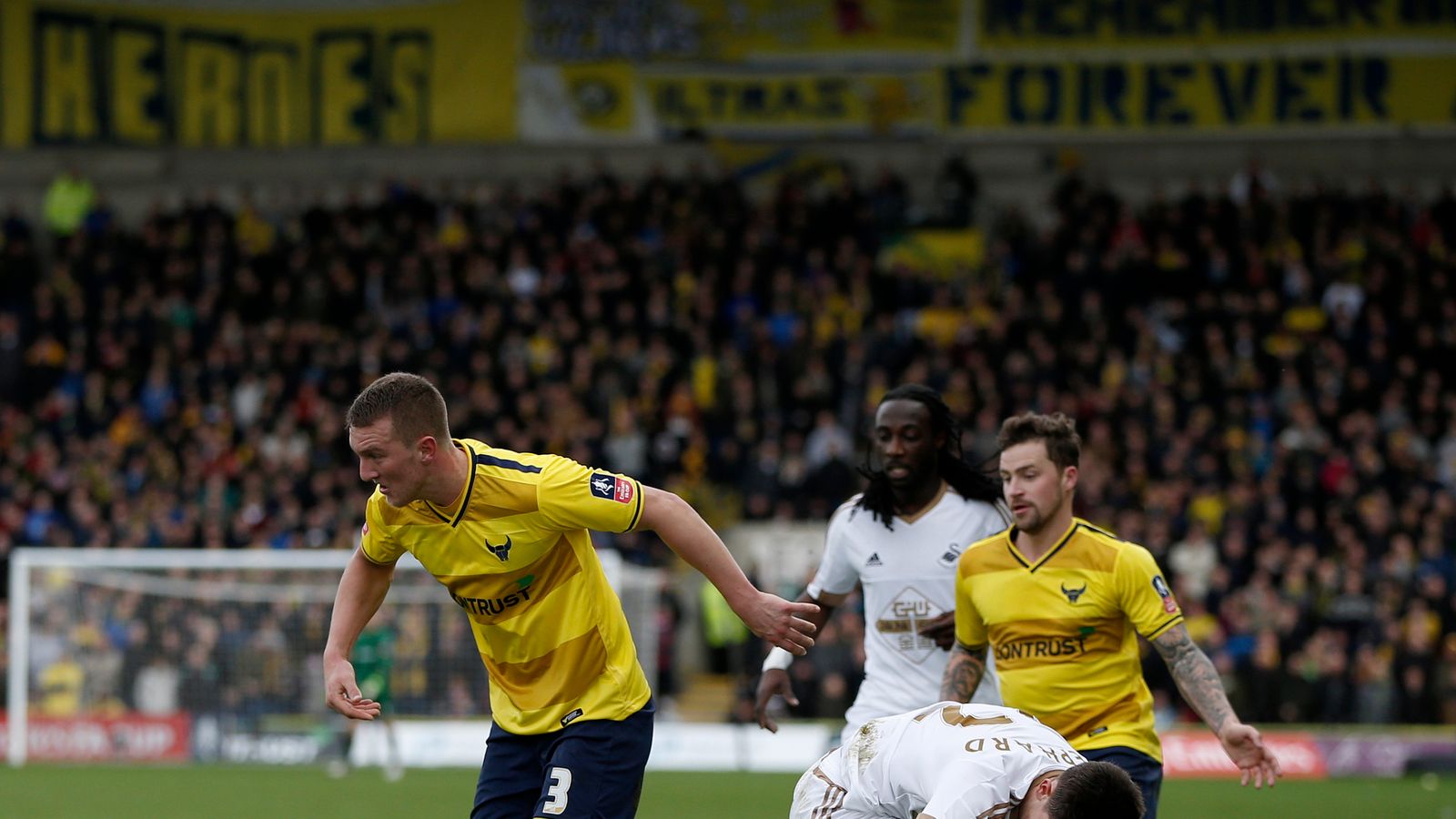 Joe Skarz returns to Bury | Football News | Sky Sports