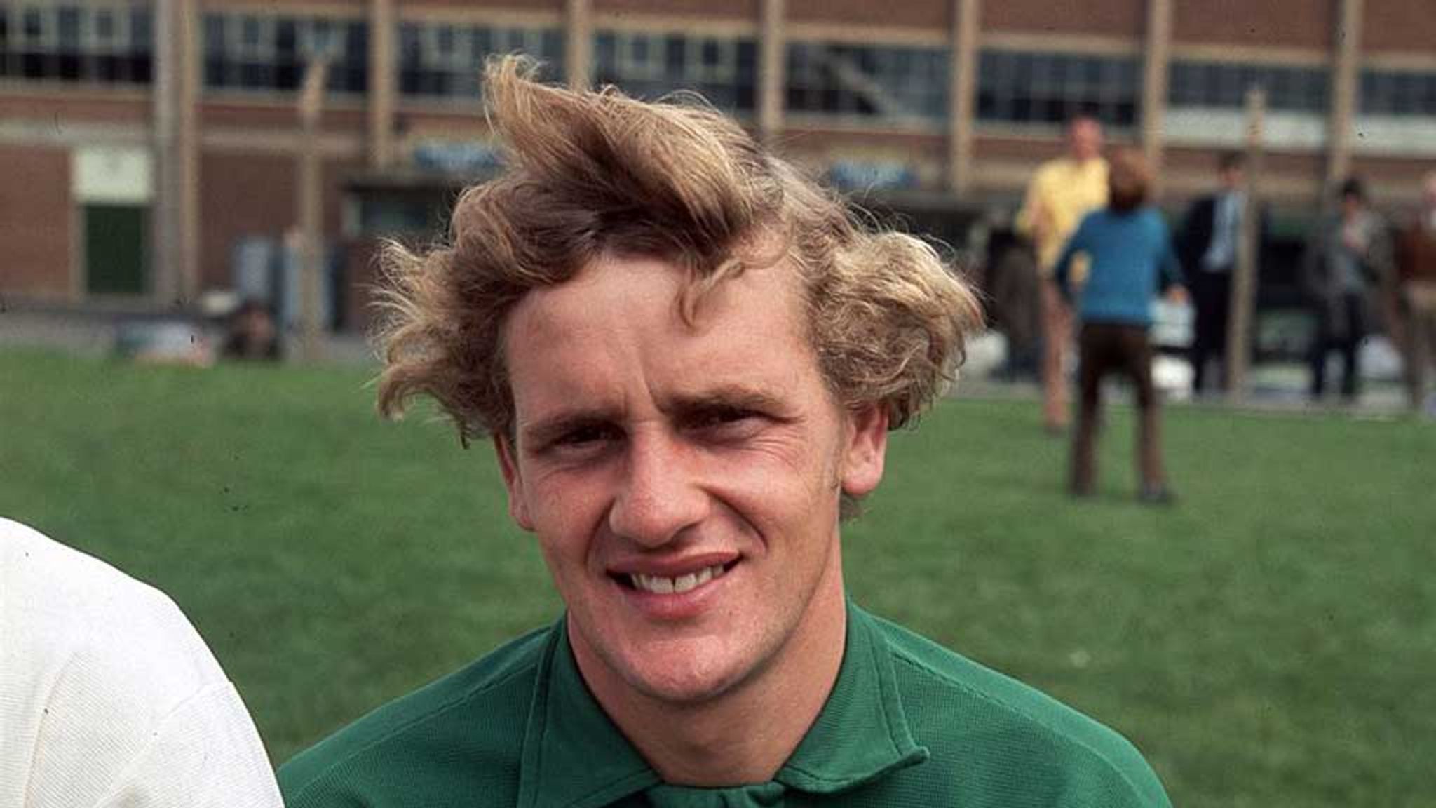 Gary Sprake, former Leeds United and Wales goalkeeper, dies aged 71 ...