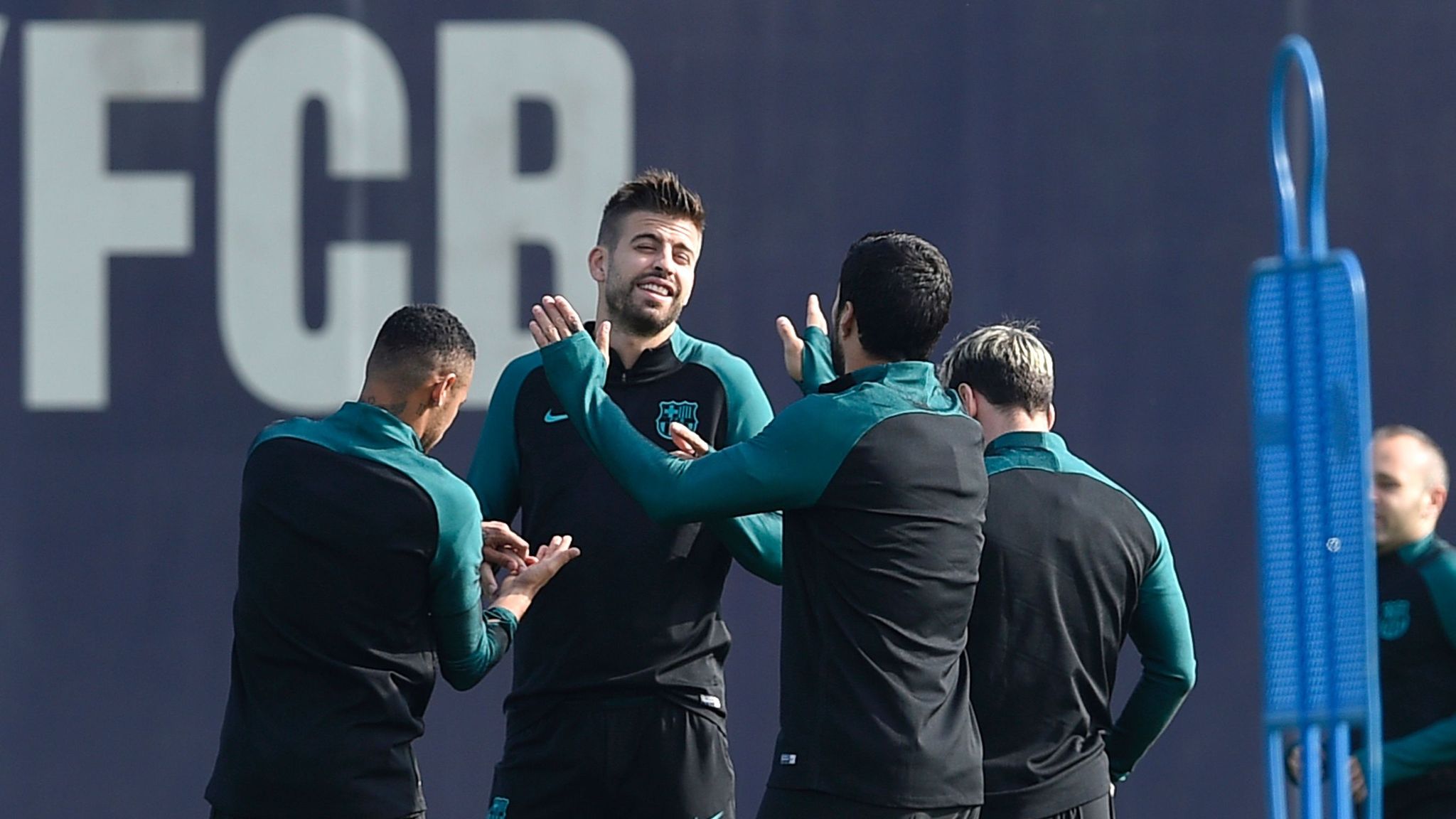 Gerard Pique and Luis Suarez square up in Barcelona training ahead of ...